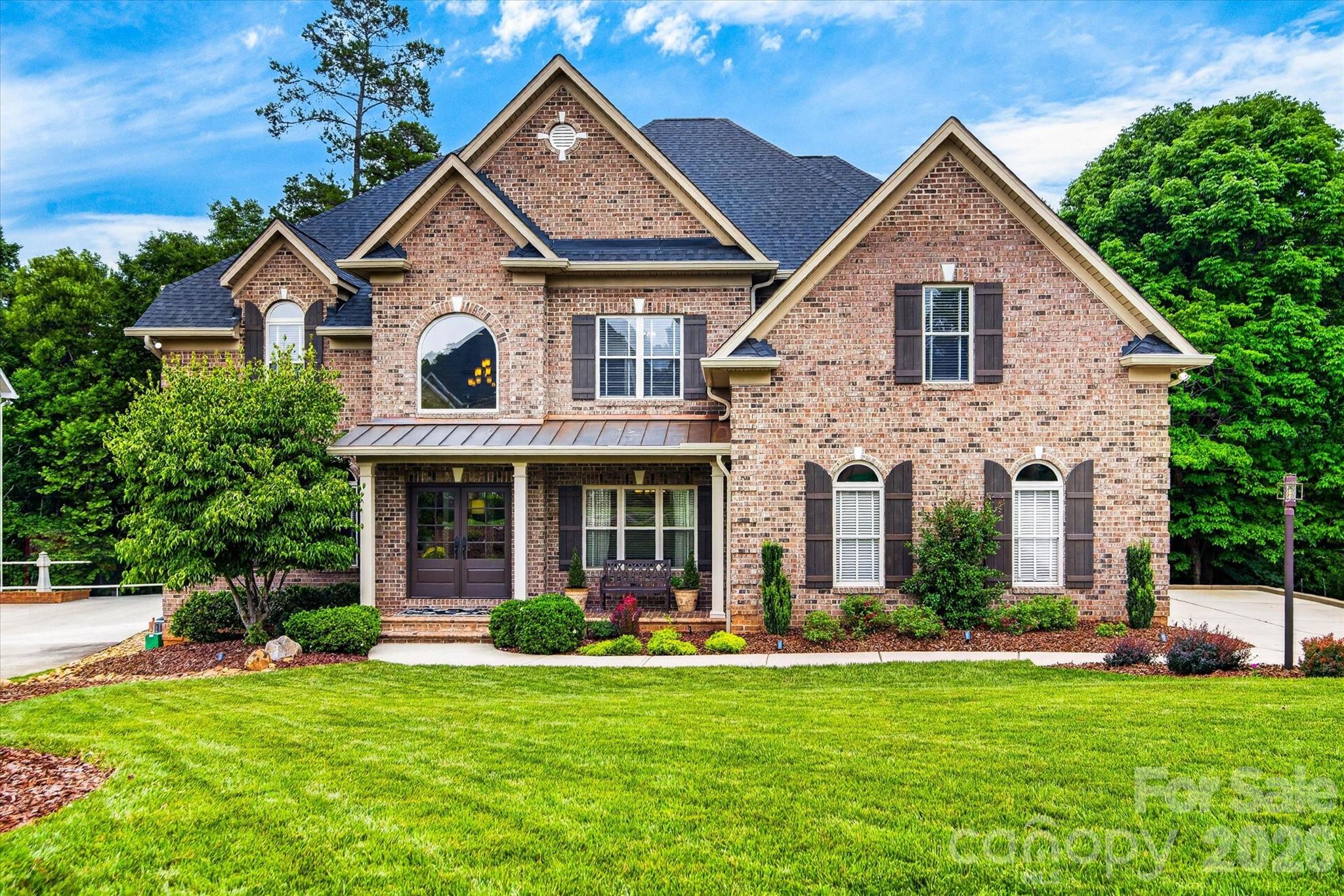 Home for sale at 2929 Providence Trail Lane, Charlotte, NC — photo 1 of 48