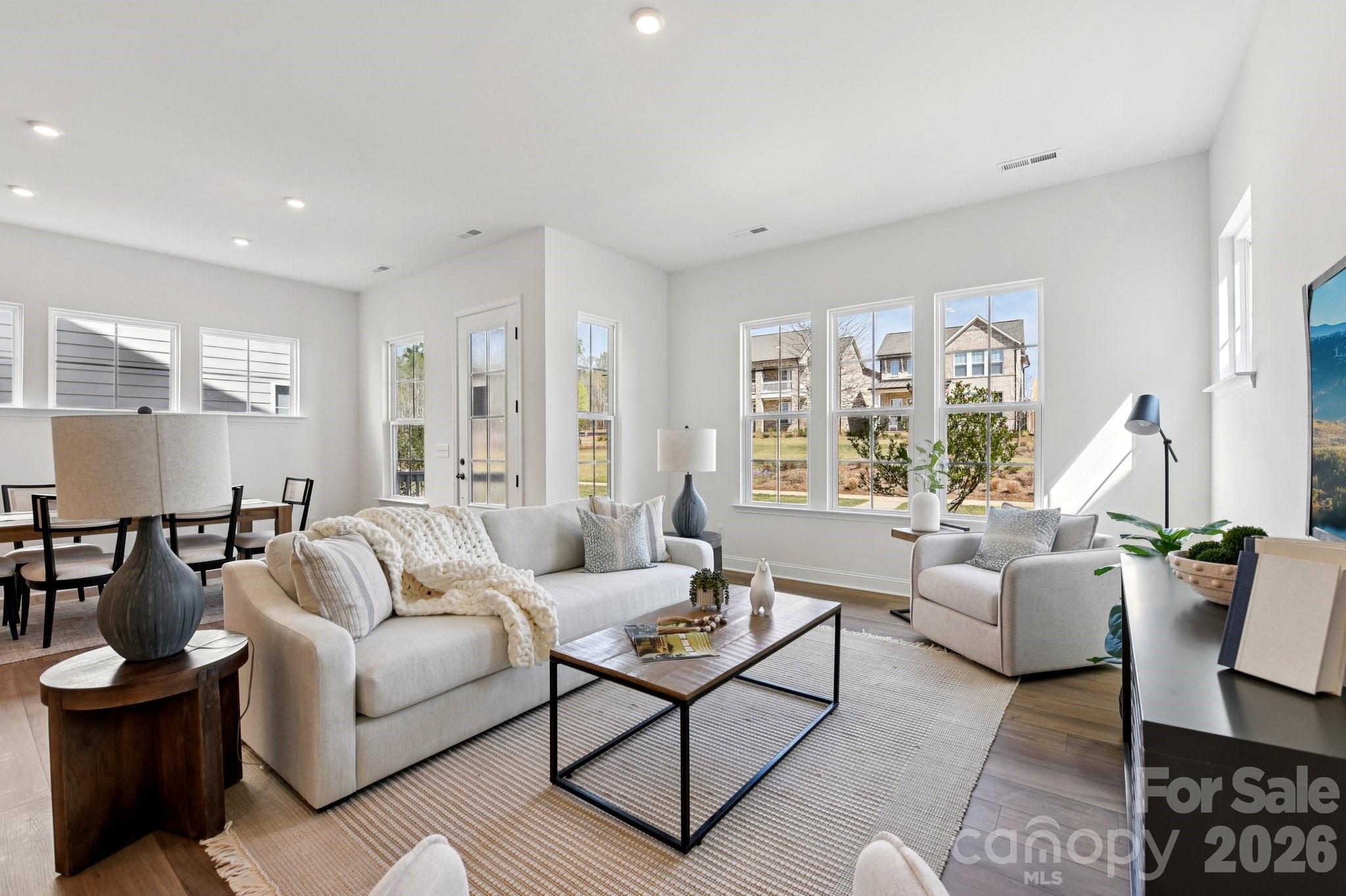 Photo 9 of 7422 Westrow Avenue, Charlotte, NC
