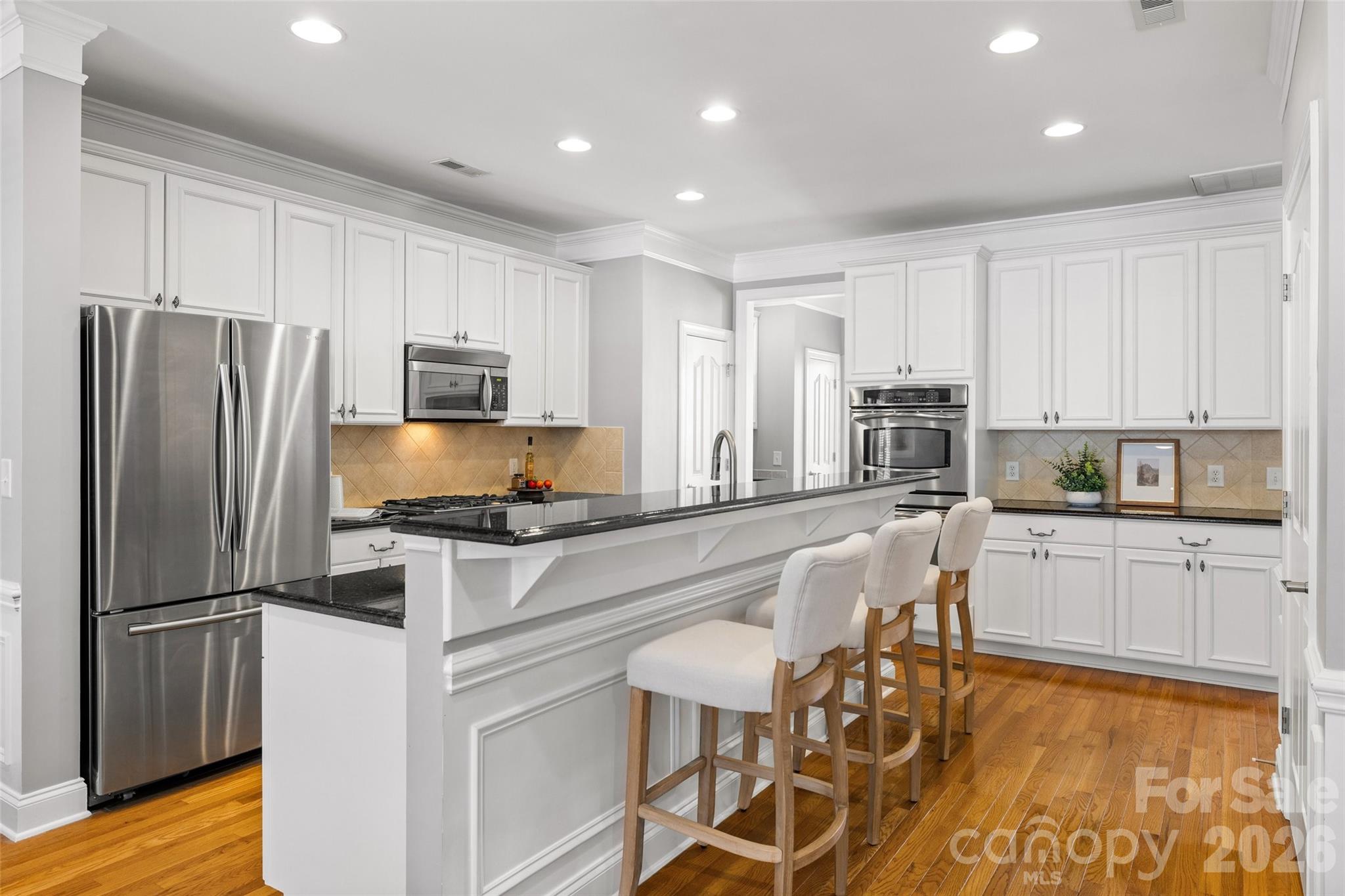 Photo 11 of 7810 Springs Village Lane, Charlotte, NC