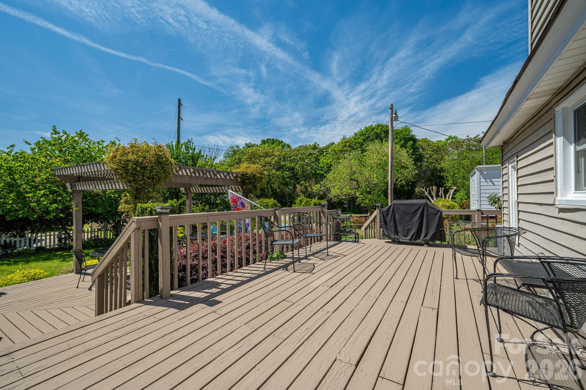 314 S Cedar Street, Lincolnton, NC - photo 38 of 44