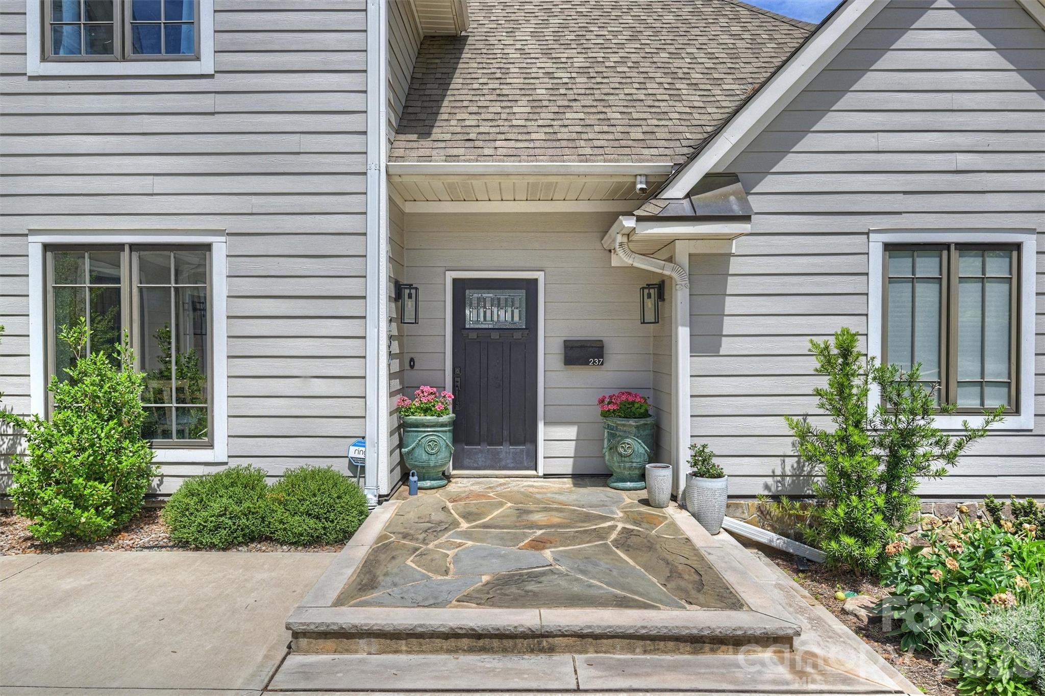 237 Hunter Lane, Charlotte, NC - photo 2 of 49