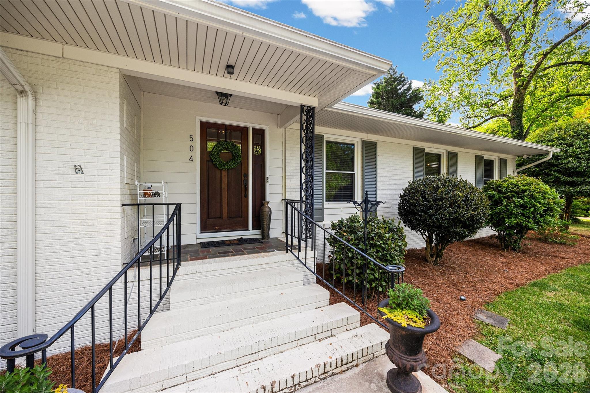 Photo 3 of 504 Fairway Drive, Fort Mill, SC