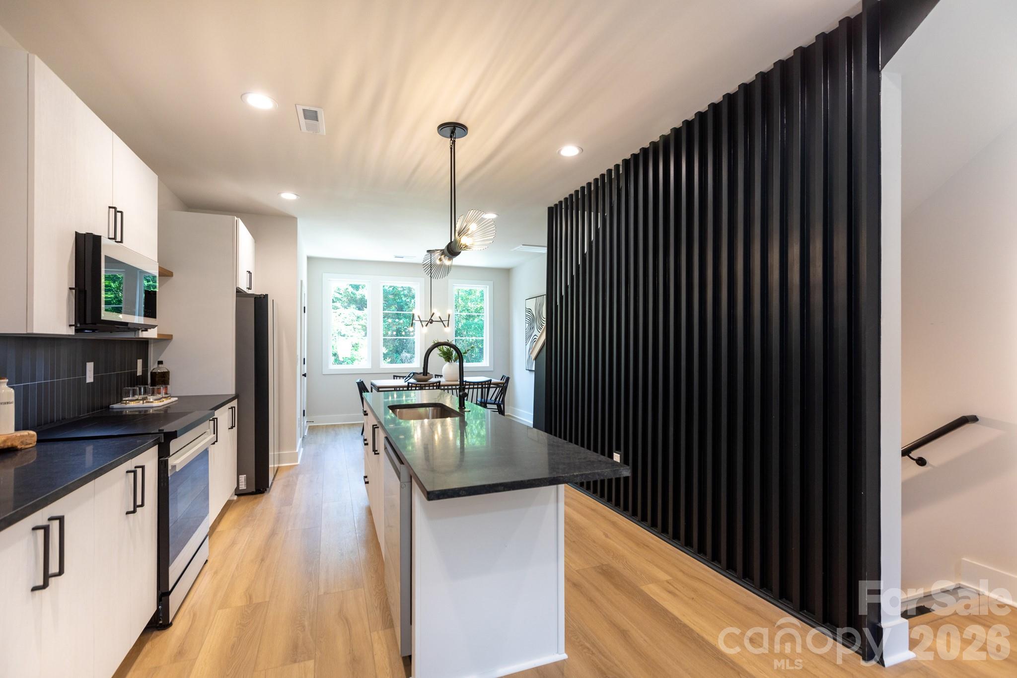 Photo 7 of 1308 Carolyn Drive, Charlotte, NC
