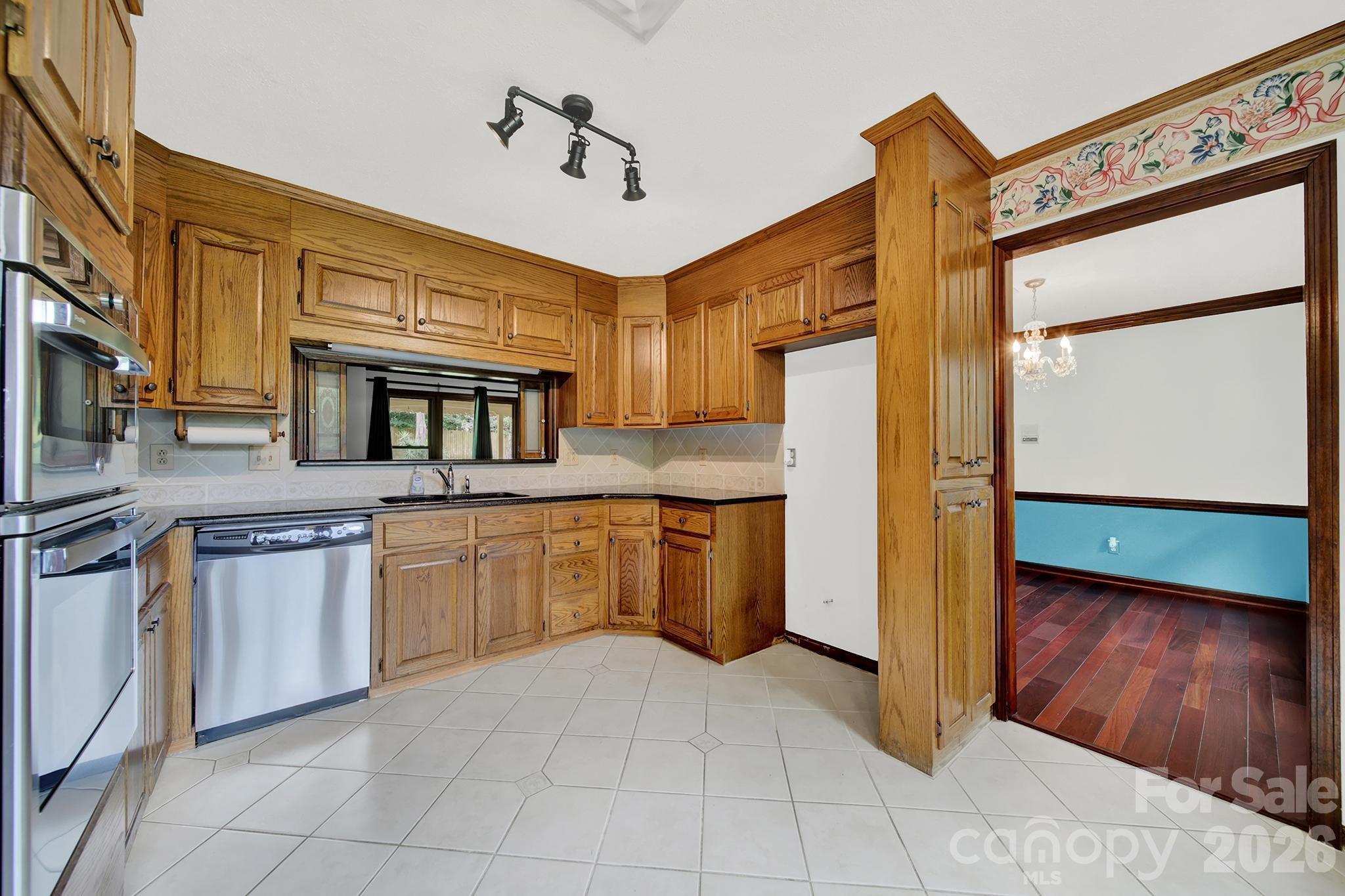 5913 Tom Query Road, Charlotte, NC - photo 10 of 48