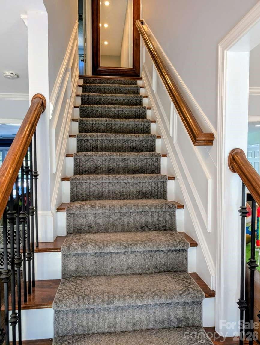 19138 Brookgreen Garden Place, Cornelius, NC - photo 4 of 36