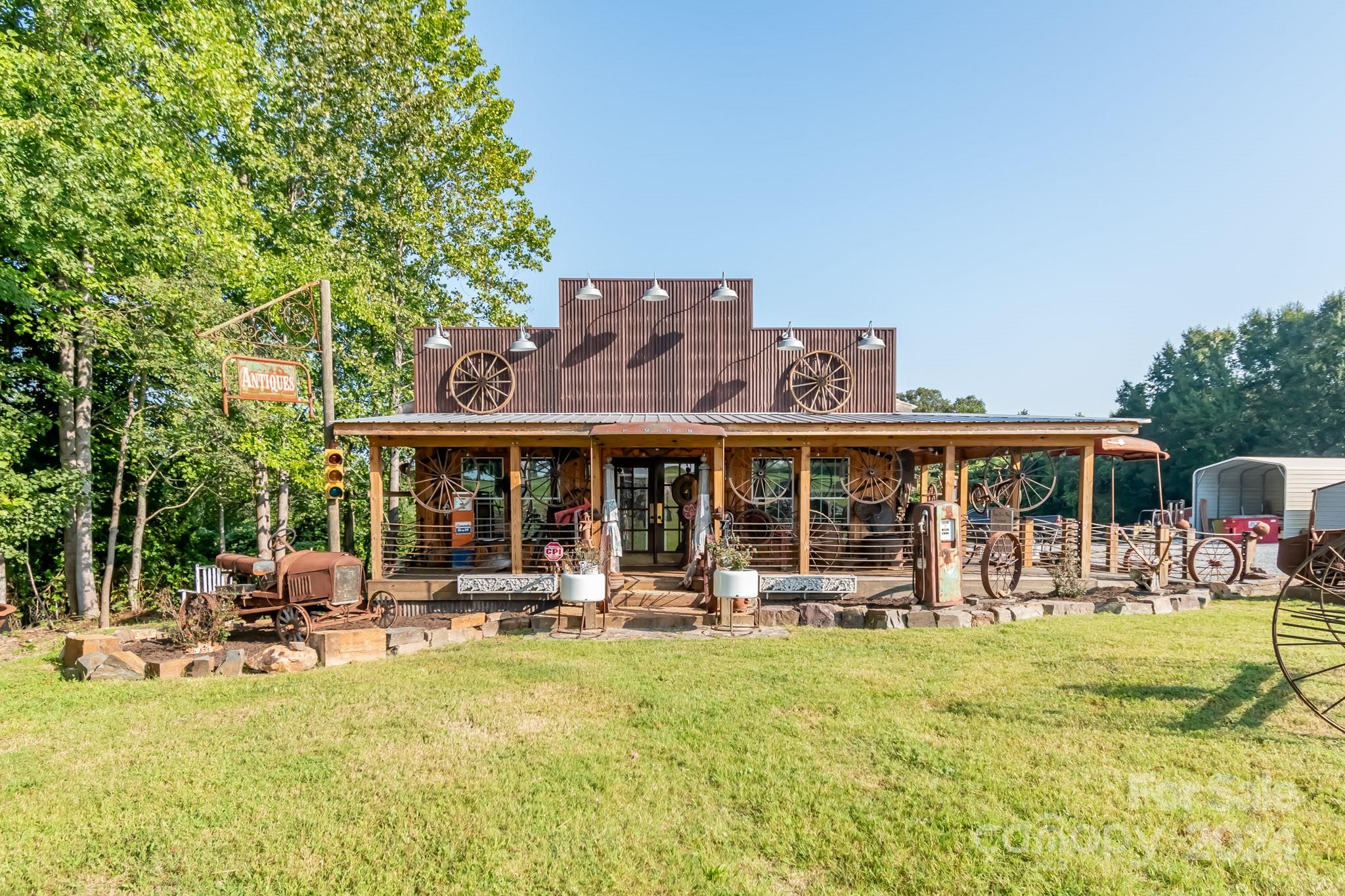 Home for sale at 5067 E Dixon Boulevard, Kings Mountain, NC — photo 1 of 43
