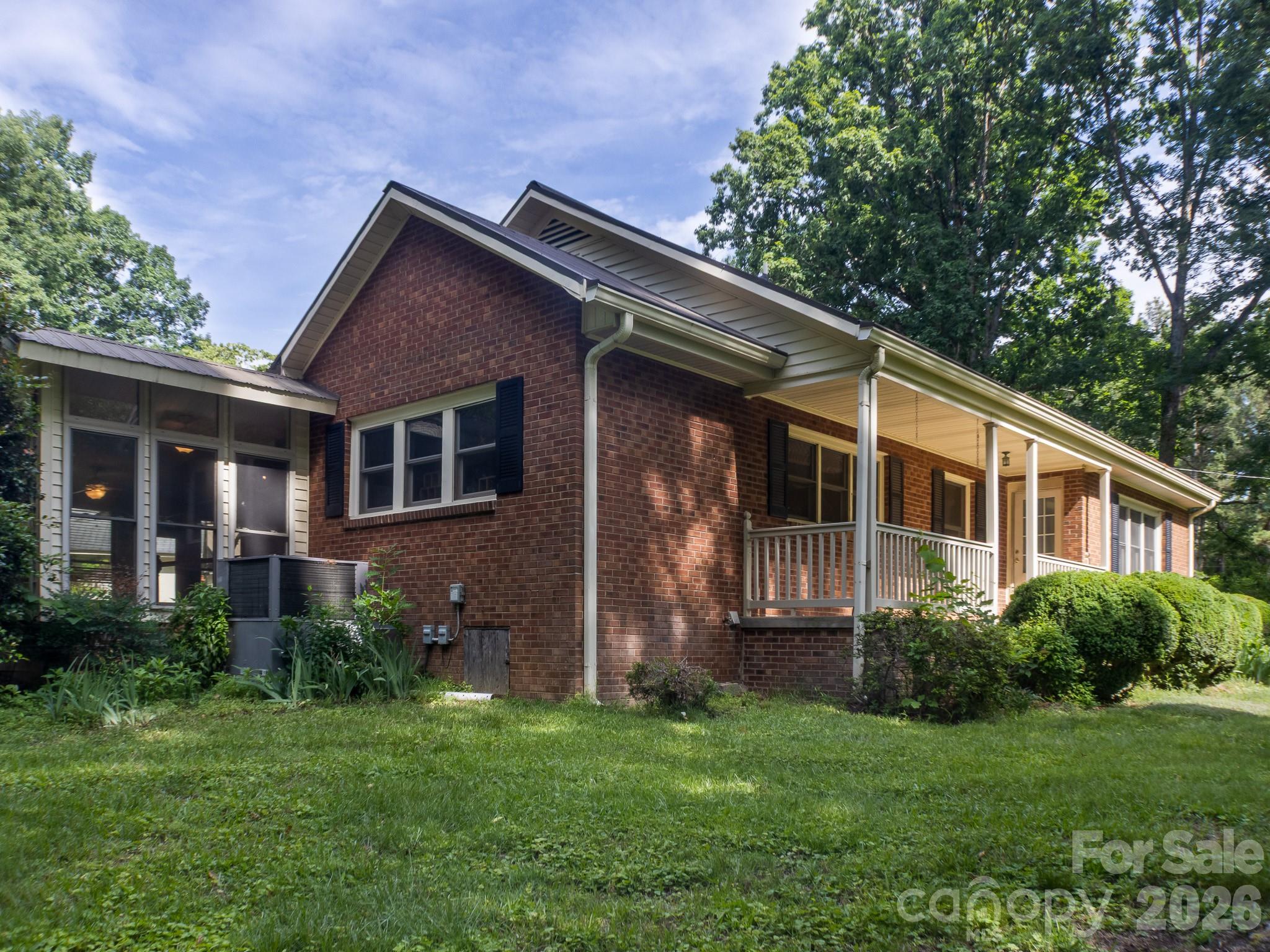 Home for sale at 3250 Mount Pleasant Road S, Concord, NC — photo 4 of 47