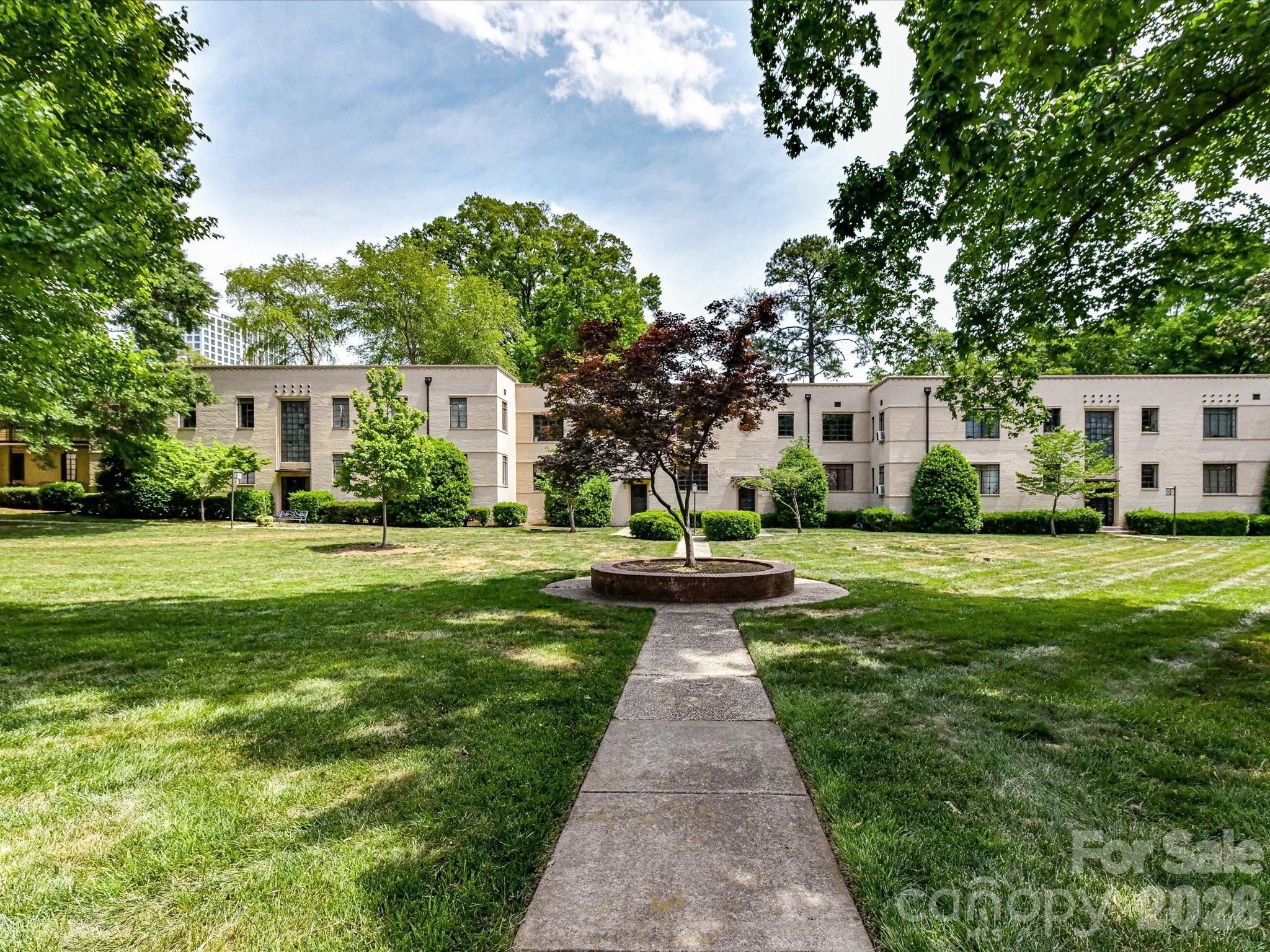 Photo 21 of 1121 Myrtle Avenue47, Charlotte, NC