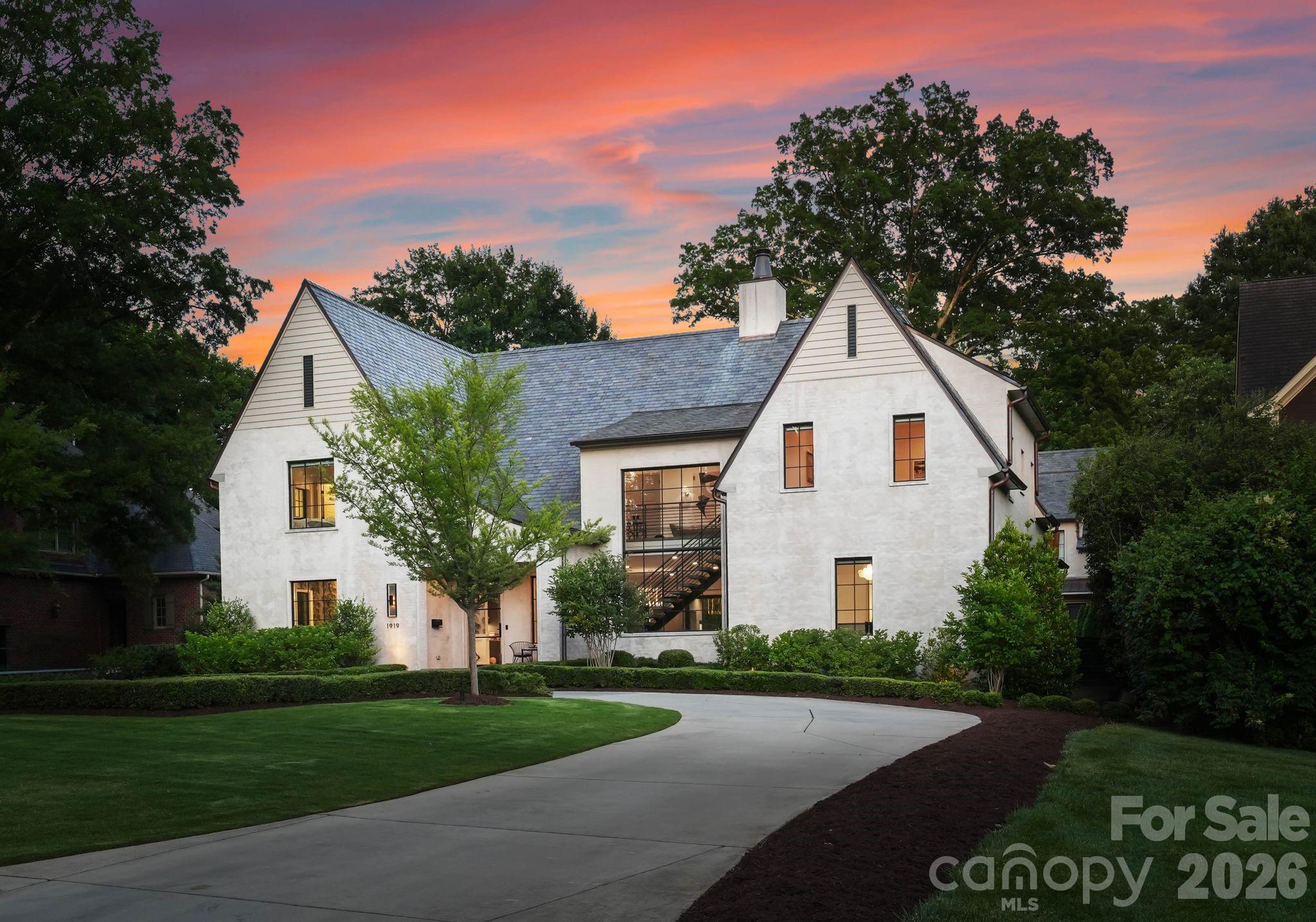 Photo 3 of 1919 Shoreham Drive, Charlotte, NC