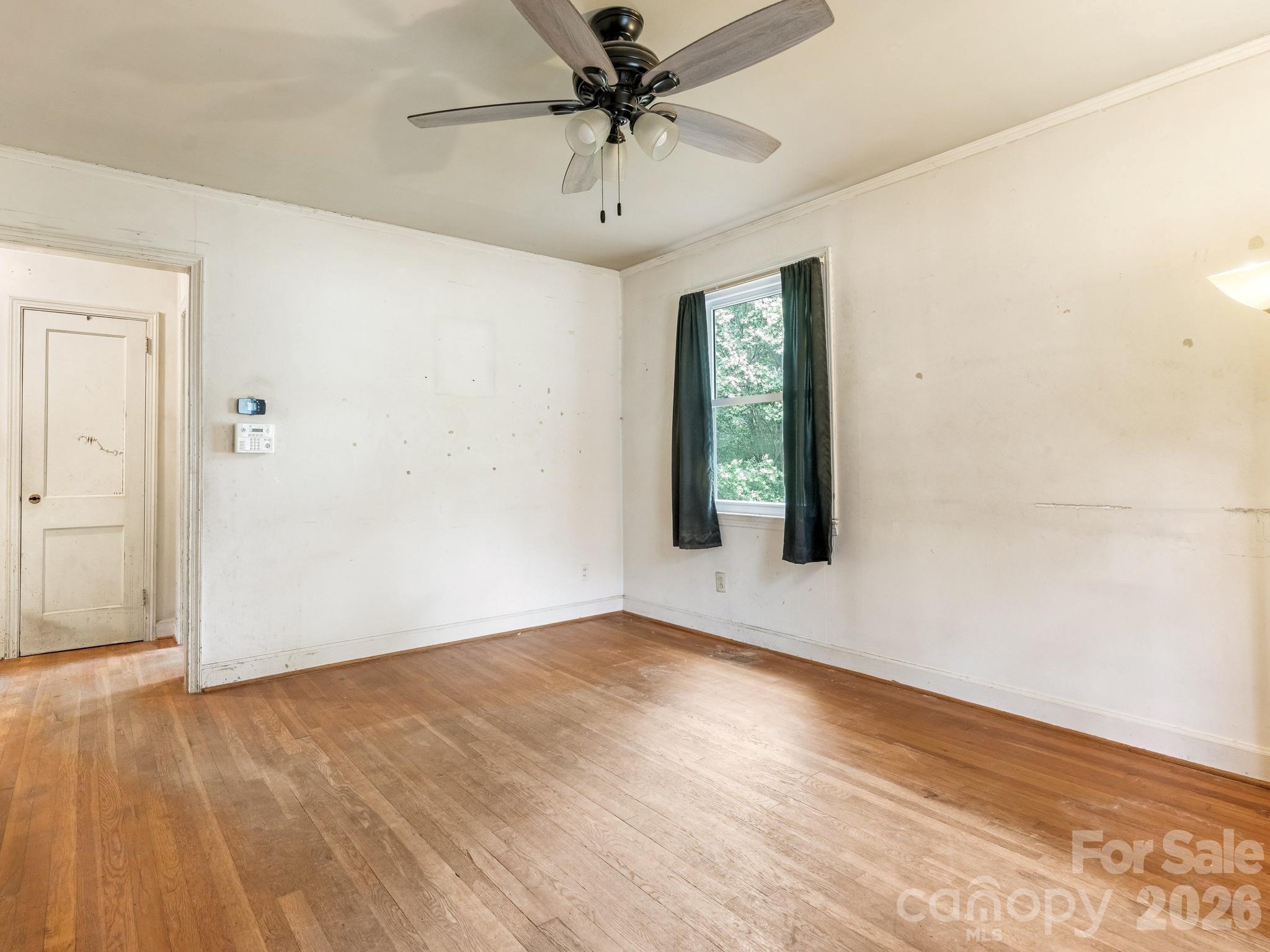Photo 4 of 1525 Herrin Avenue, Charlotte, NC