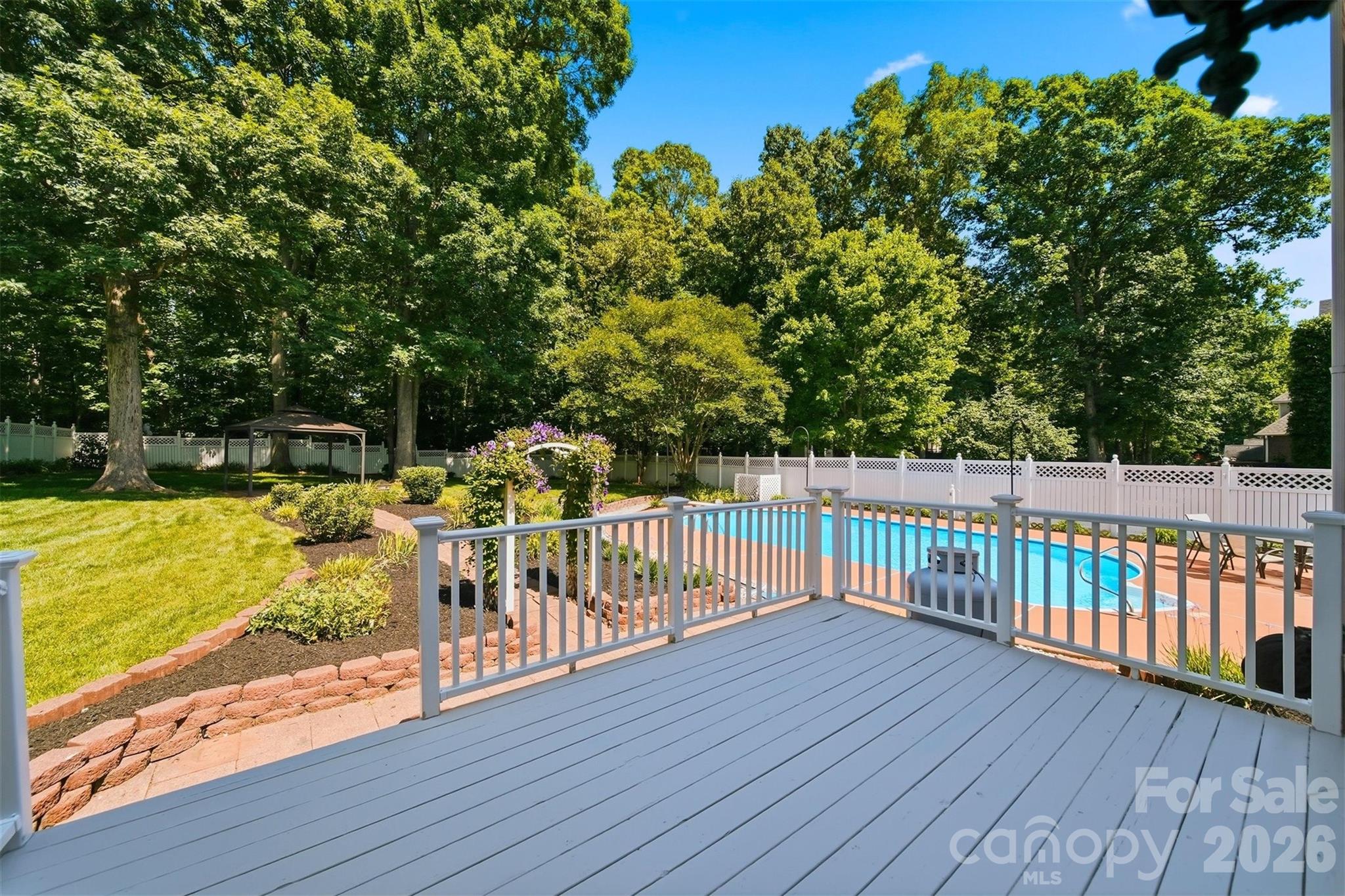 Photo 39 of 1948 Twin Ponds Drive, Hickory, NC