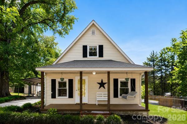 Exterior of 602 E Lee Avenue, Bessemer City, NC