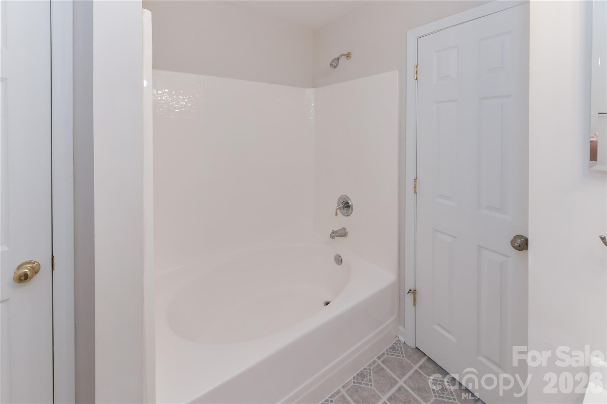 Photo 18 of 11927 Cheviott Hill Lane, Charlotte, NC