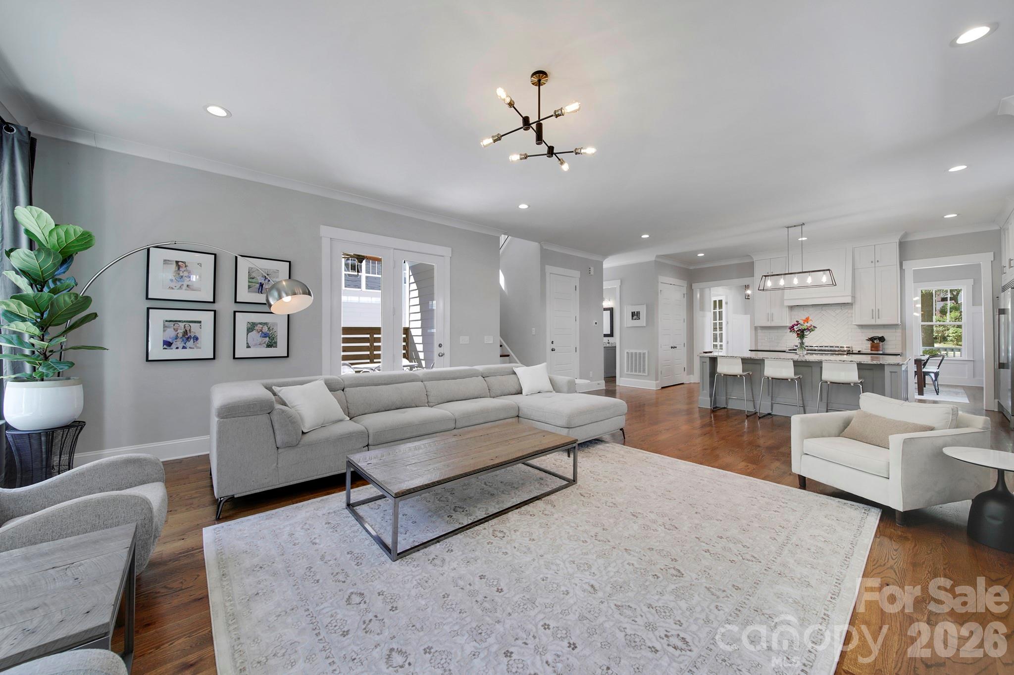 3015 Commonwealth Avenue, Charlotte, NC - photo 8 of 34
