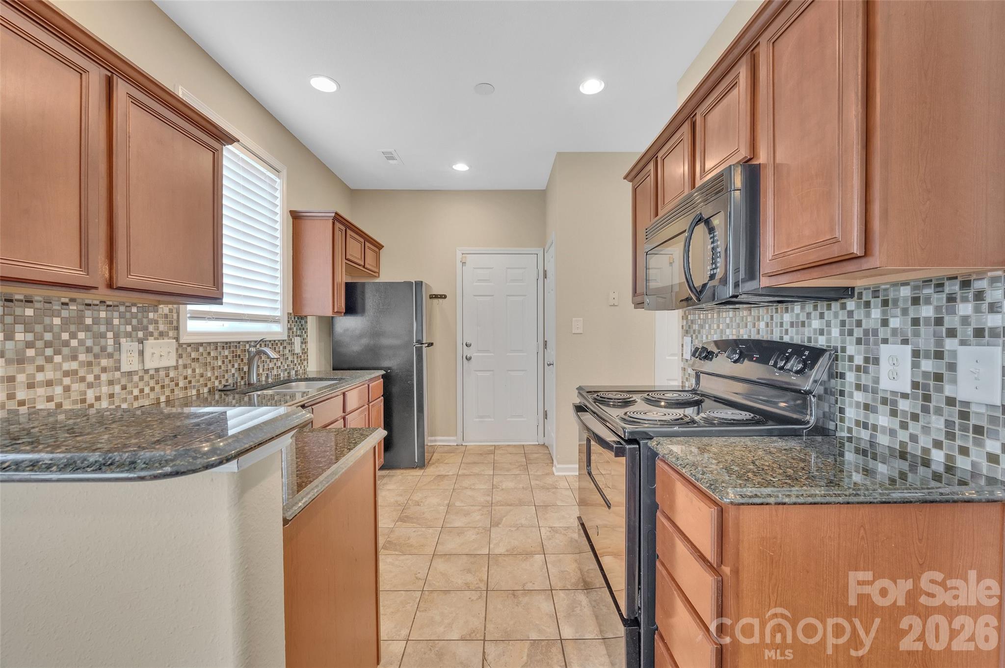 Photo 11 of 12929 Beddingfield Drive, Charlotte, NC