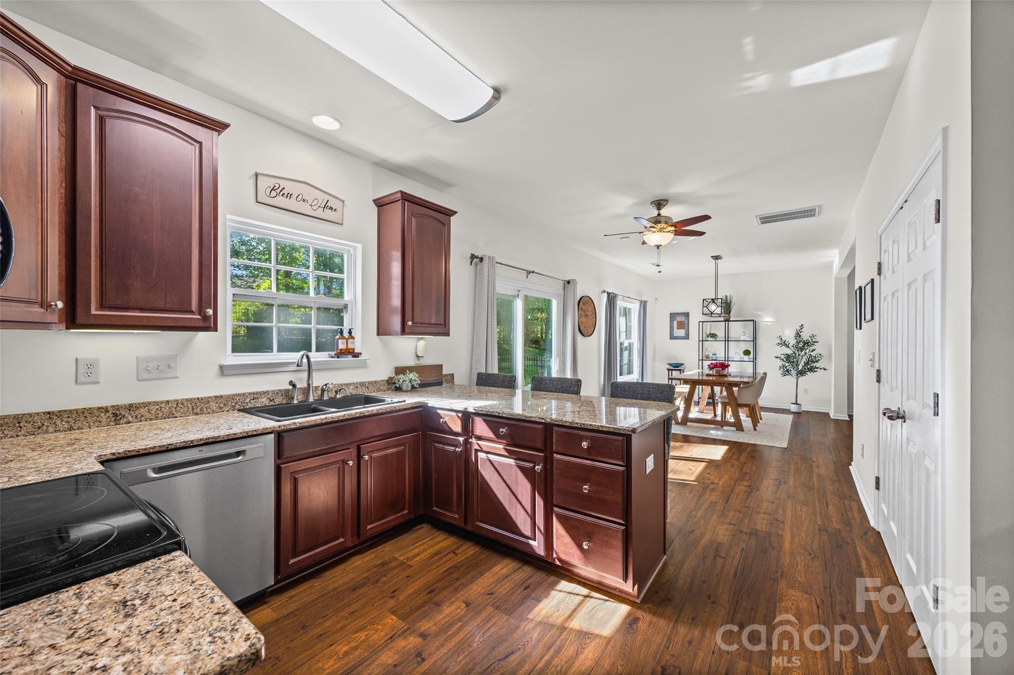 3253 Wicklow Lane, Lake Wylie, SC - photo 12 of 45
