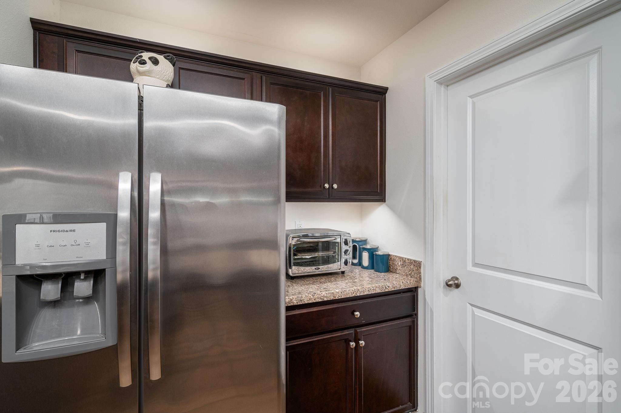 2818 Easton Knoll Drive, Dallas, NC - photo 8 of 48