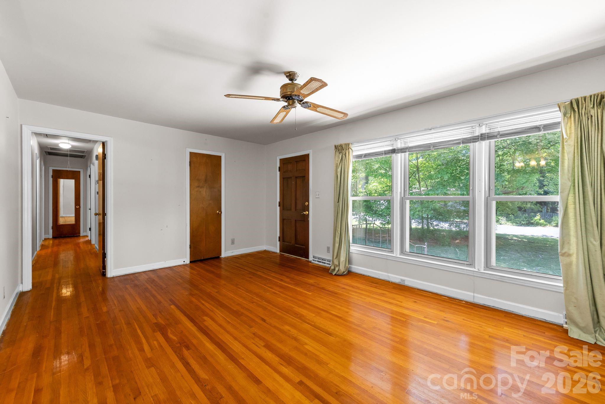 Photo 10 of 3137 Frederick Place, Charlotte, NC