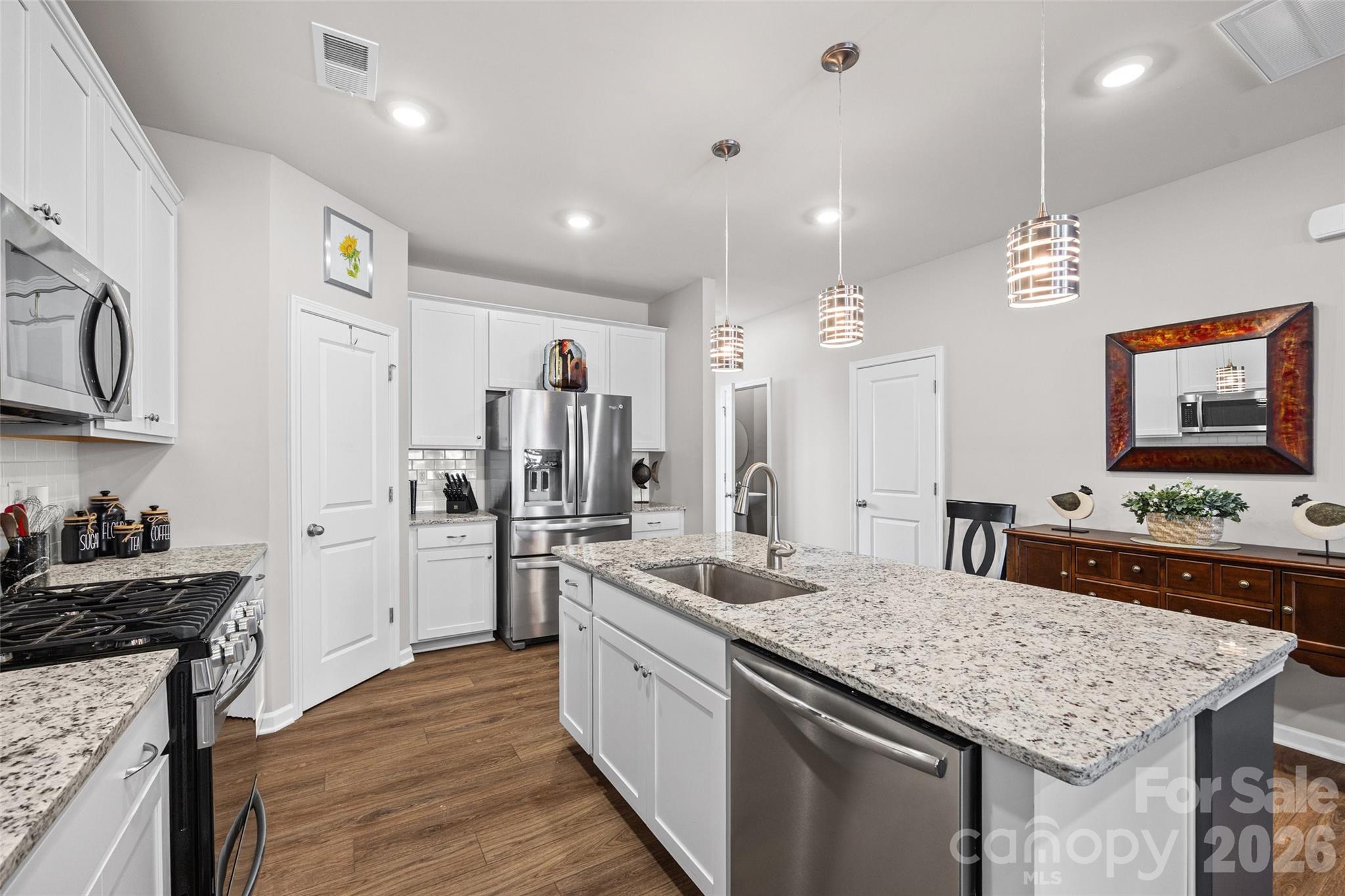 909 Cobbled Way, Fort Mill, SC - photo 7 of 33