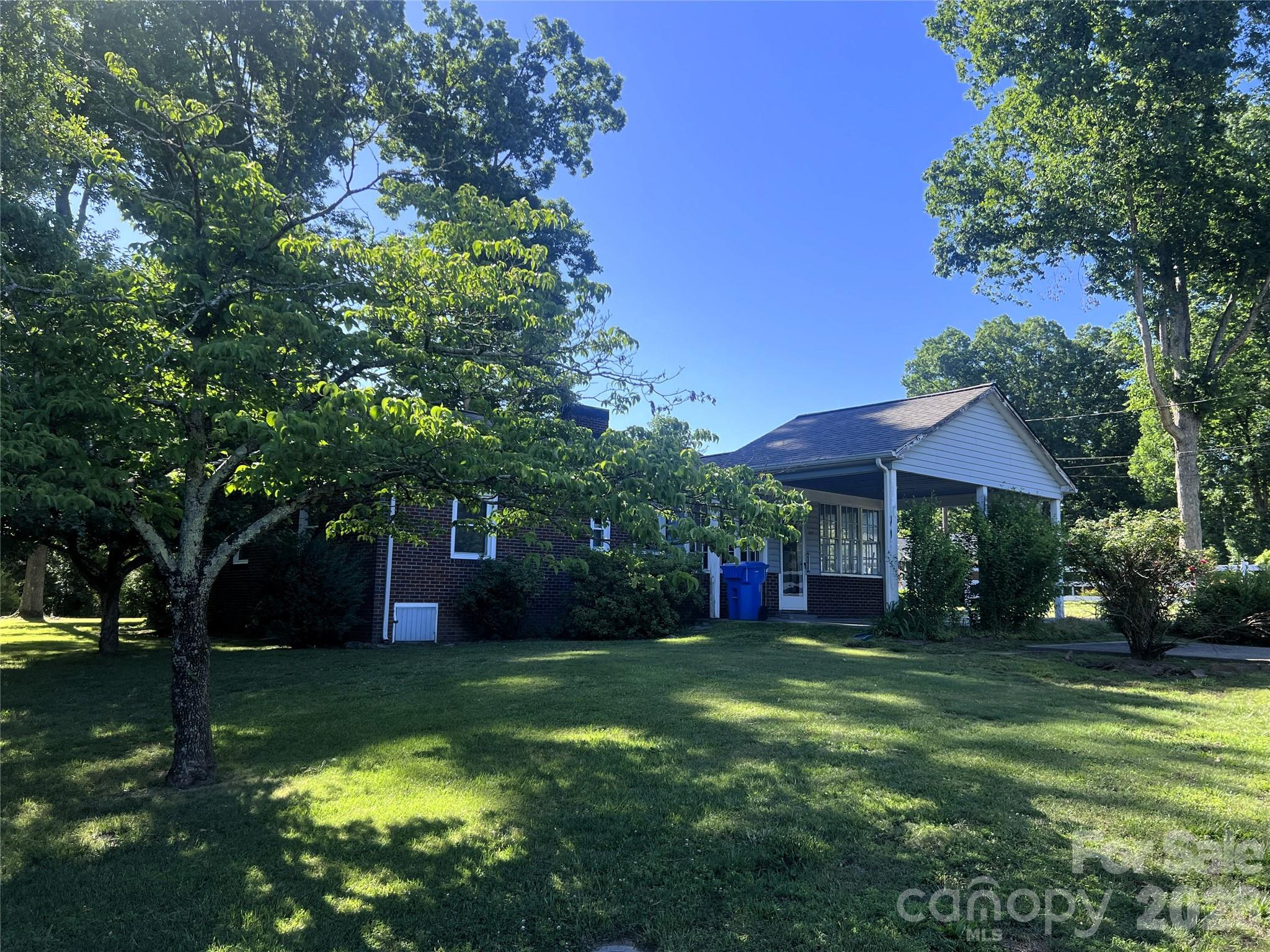 209 S Roxford Road, Kings Mountain, NC - photo 8 of 39
