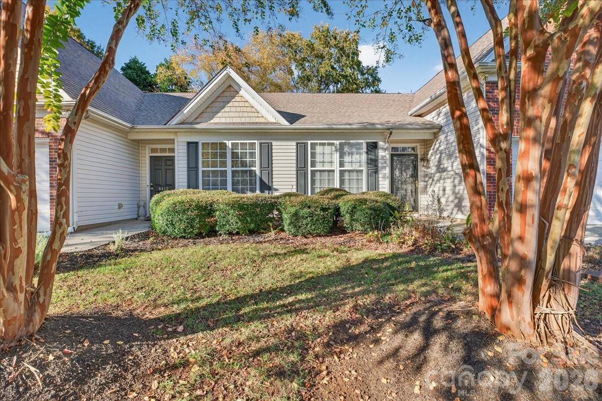 Photo 4 of 4412 Glenlea Commons Drive, Charlotte, NC