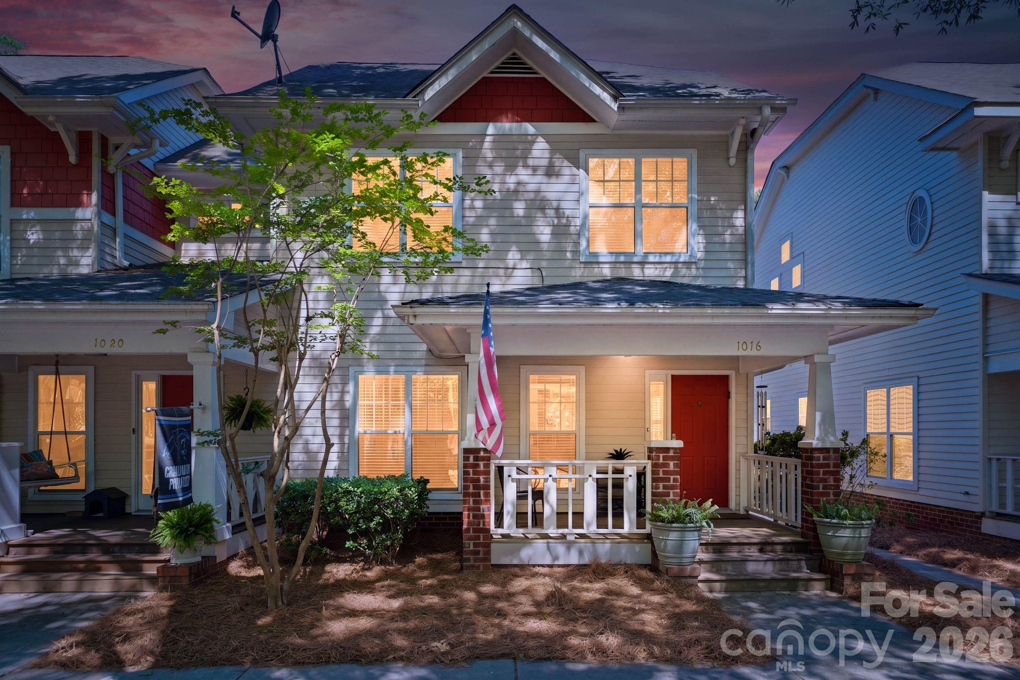 Home for sale at 1016 W 1st Street, Charlotte, NC — photo 1 of 27