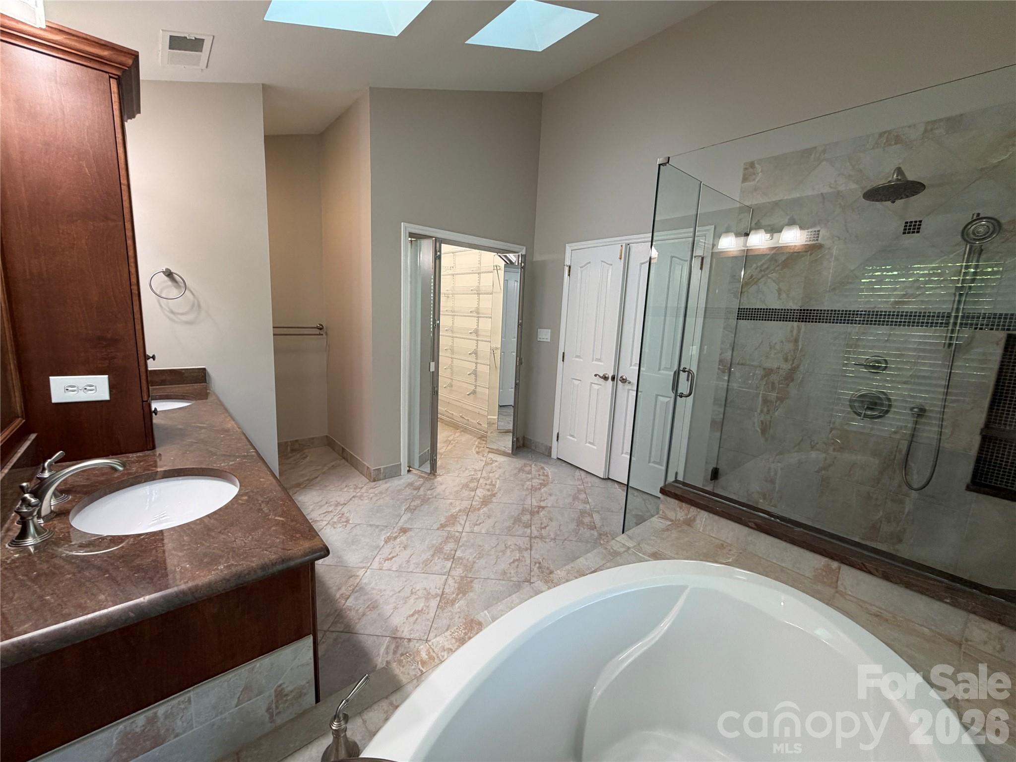 4714 Avonwood Lane, Charlotte, NC - photo 37 of 47