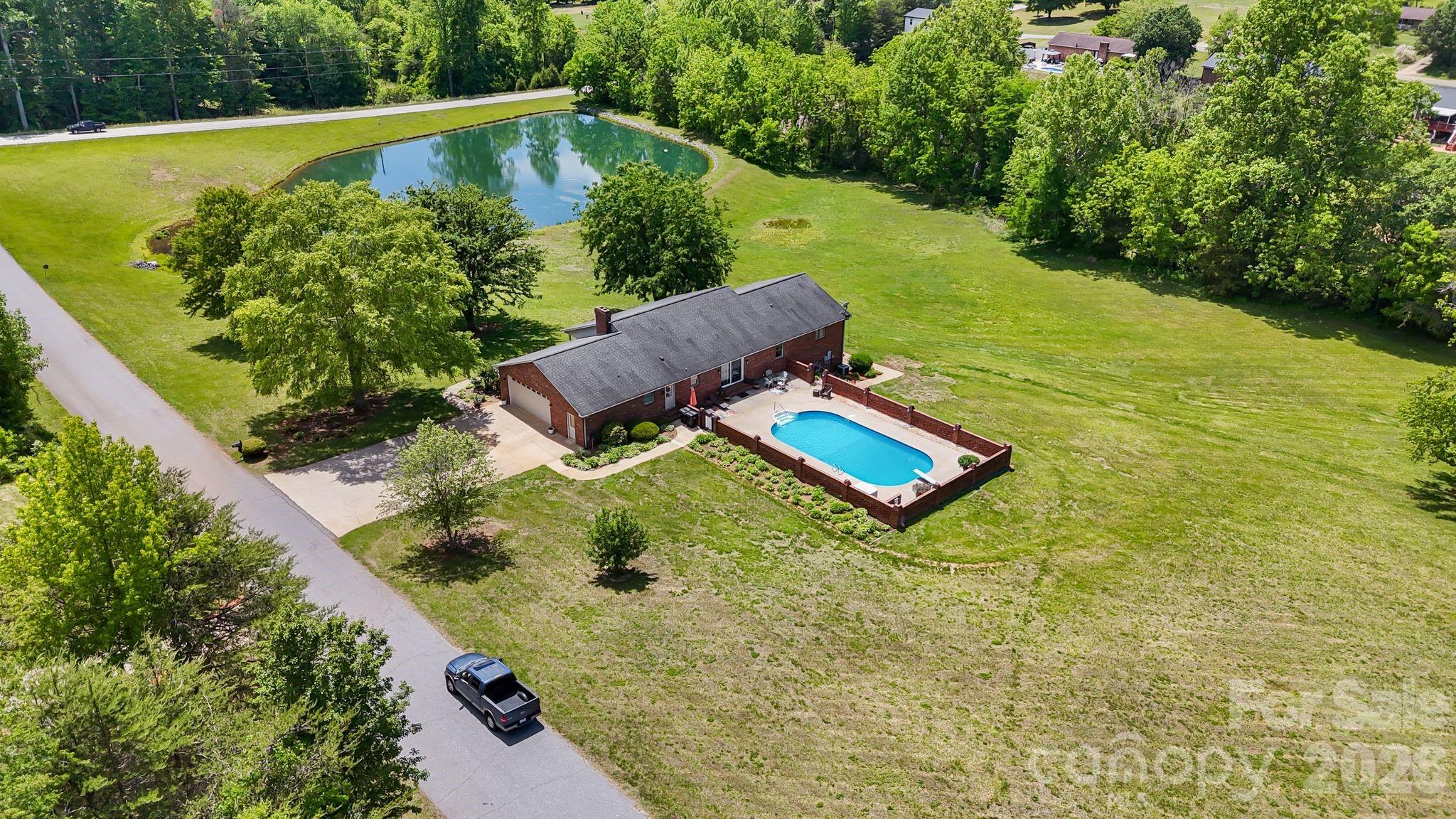 3381 Elaine Avenue, Lincolnton, NC - photo 2 of 35