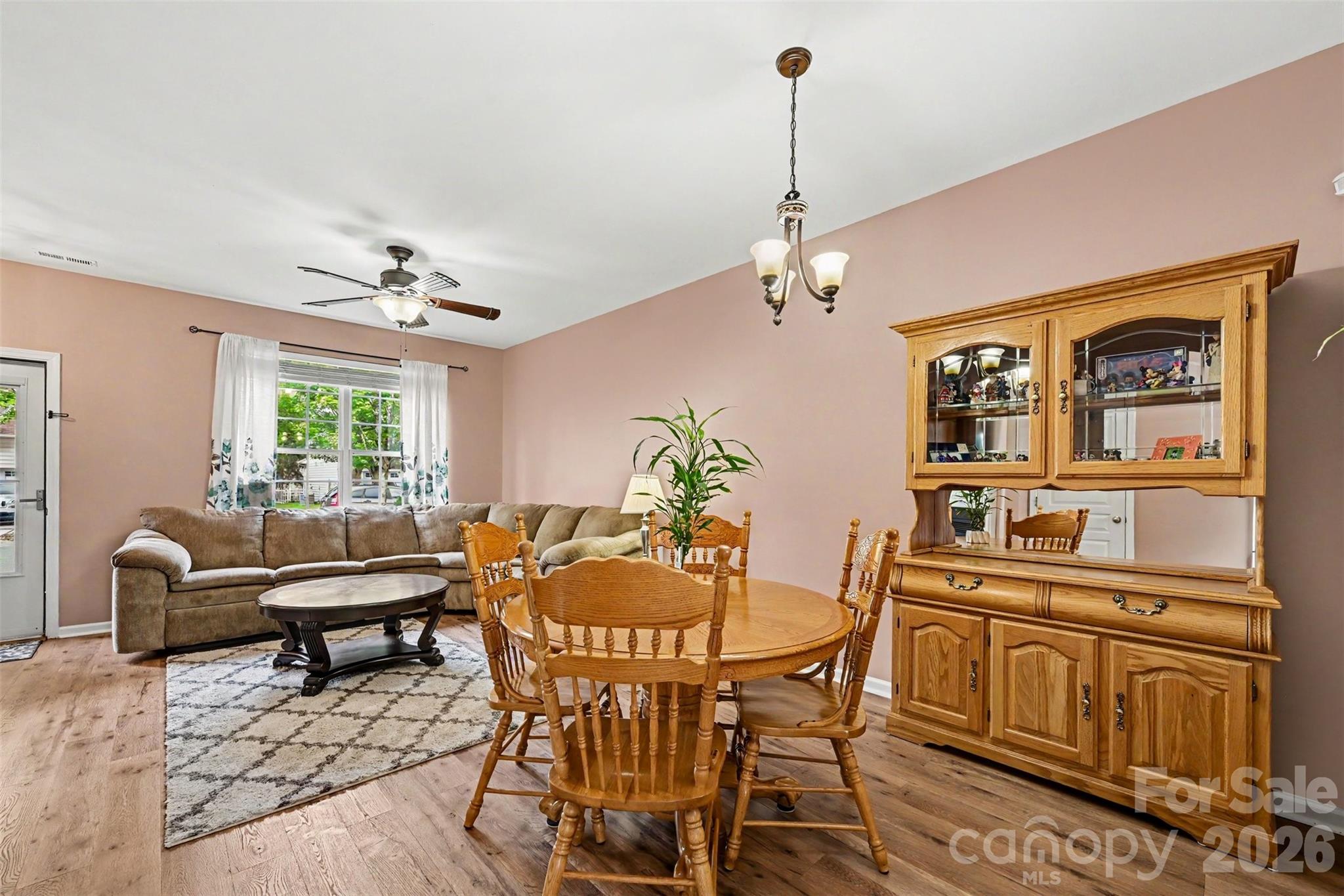 1033 Woodglen Lane, Matthews, NC - photo 8 of 37