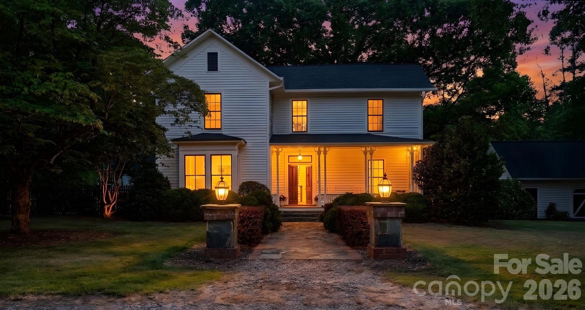 Photo 2 of 10915 Beatties Ford Road, Huntersville, NC