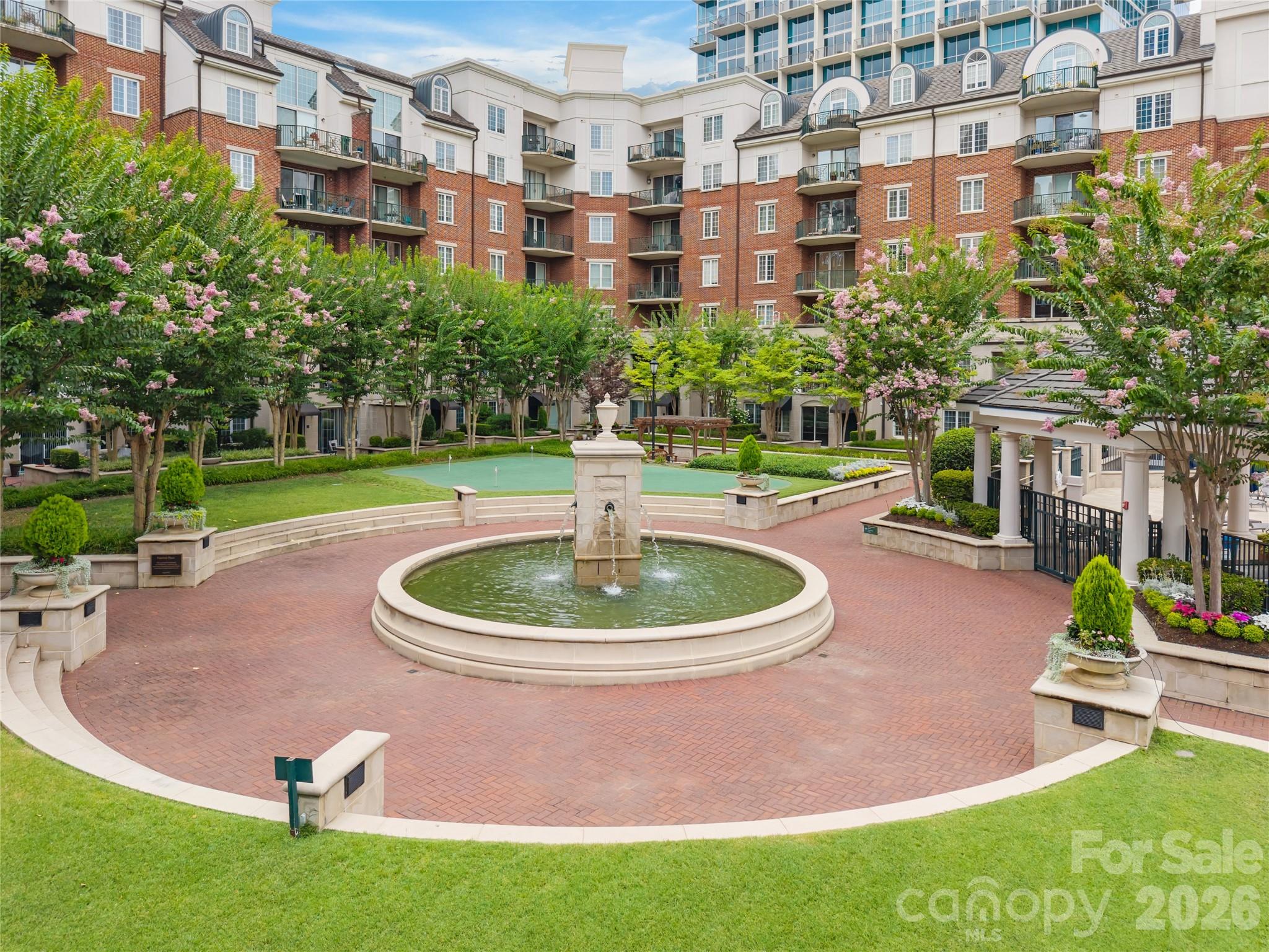 Photo 7 of 300 W 5th Street343, Charlotte, NC