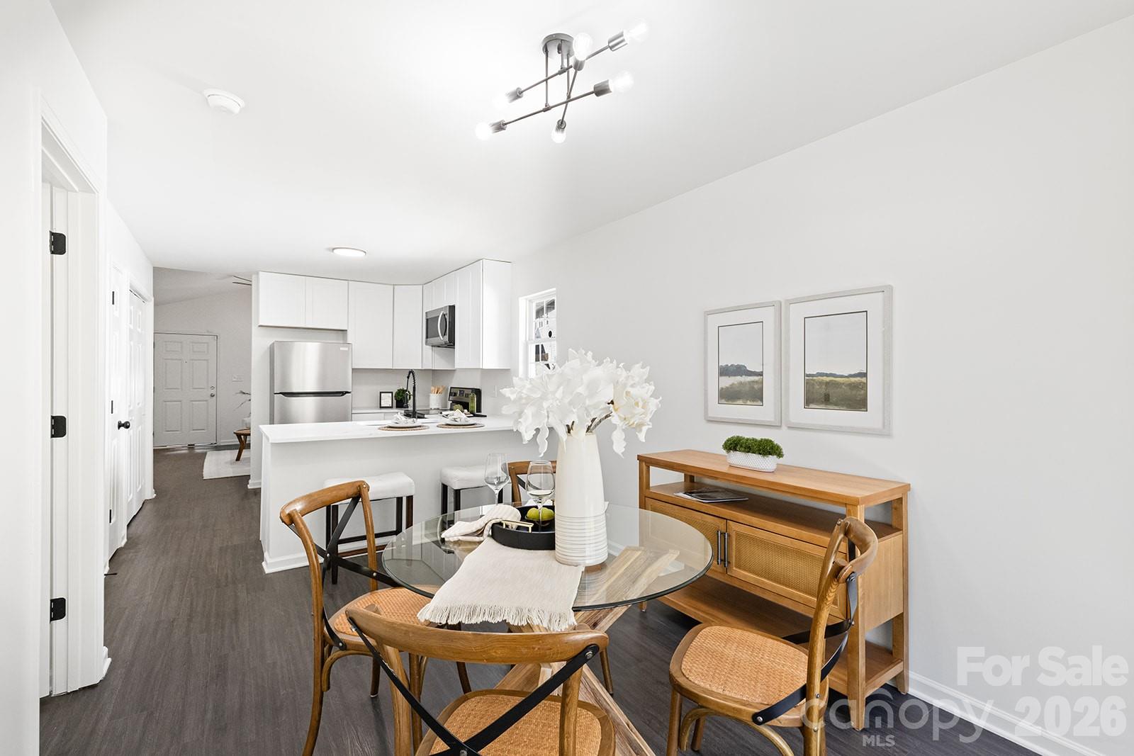 913 Tennyson Drive, Charlotte, NC - photo 10 of 25