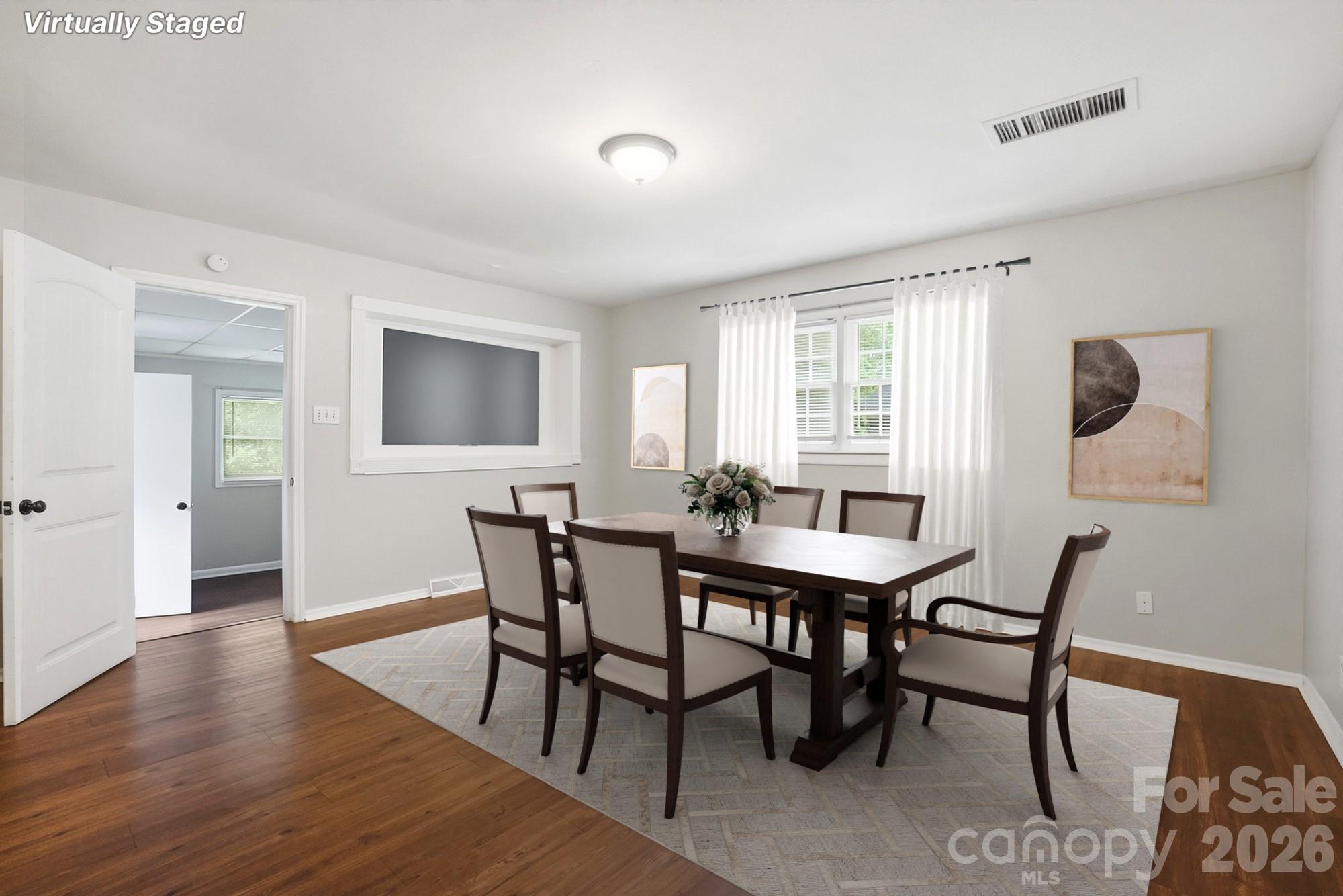 Photo 8 of 6308 Covecreek Drive, Charlotte, NC