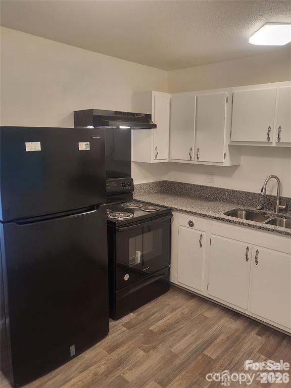 Photo 2 of 4731 Highlake Drive, Charlotte, NC