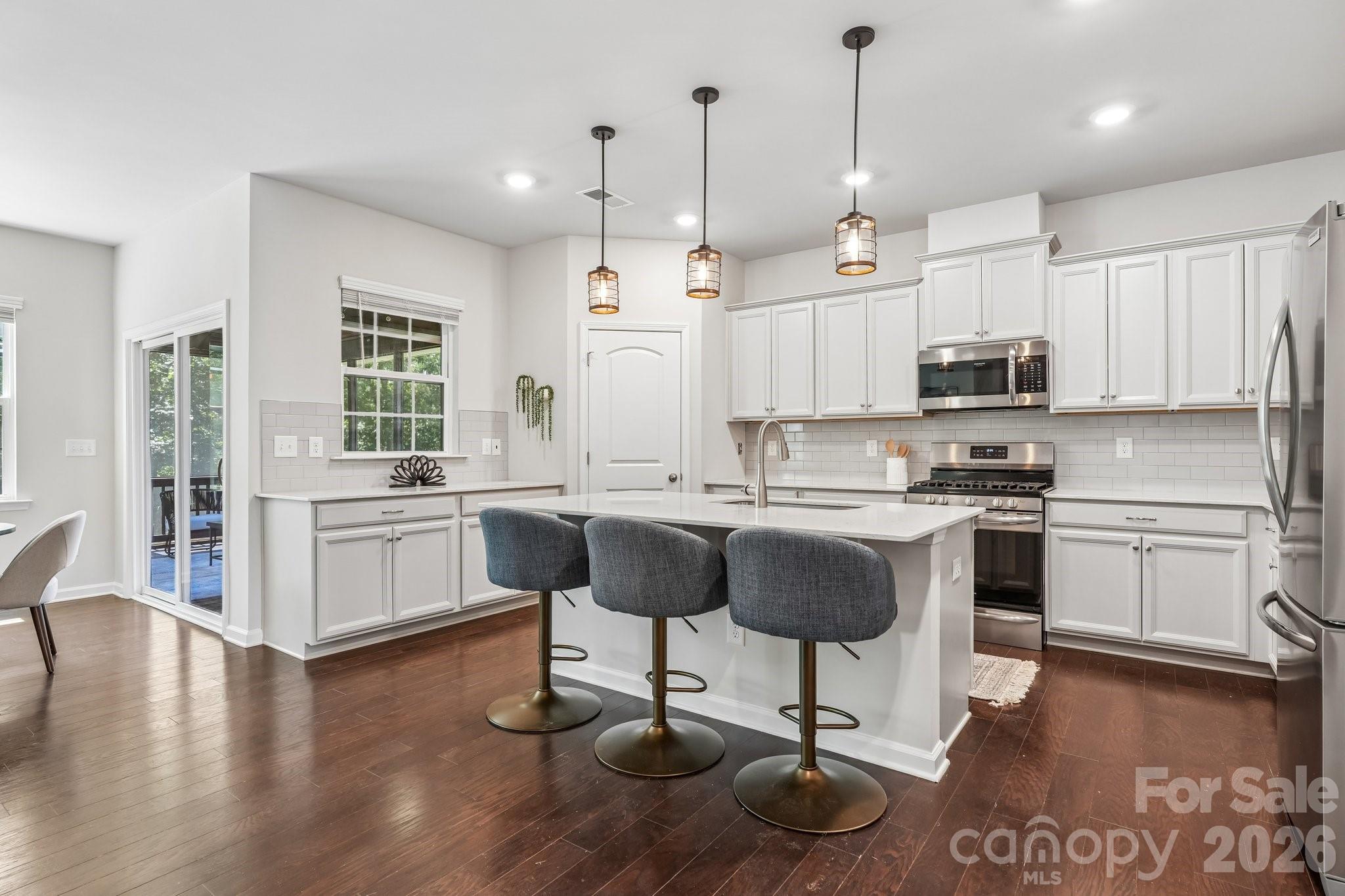 Photo 7 of 17810 Burnt Hickory Drive, Charlotte, NC