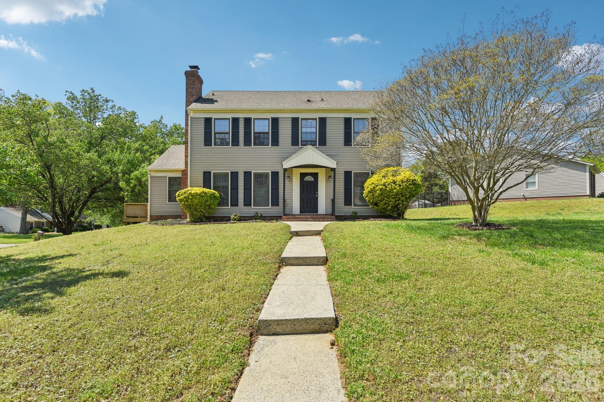 Home for sale at 11140 Painted Tree Road, Charlotte, NC — photo 1 of 26