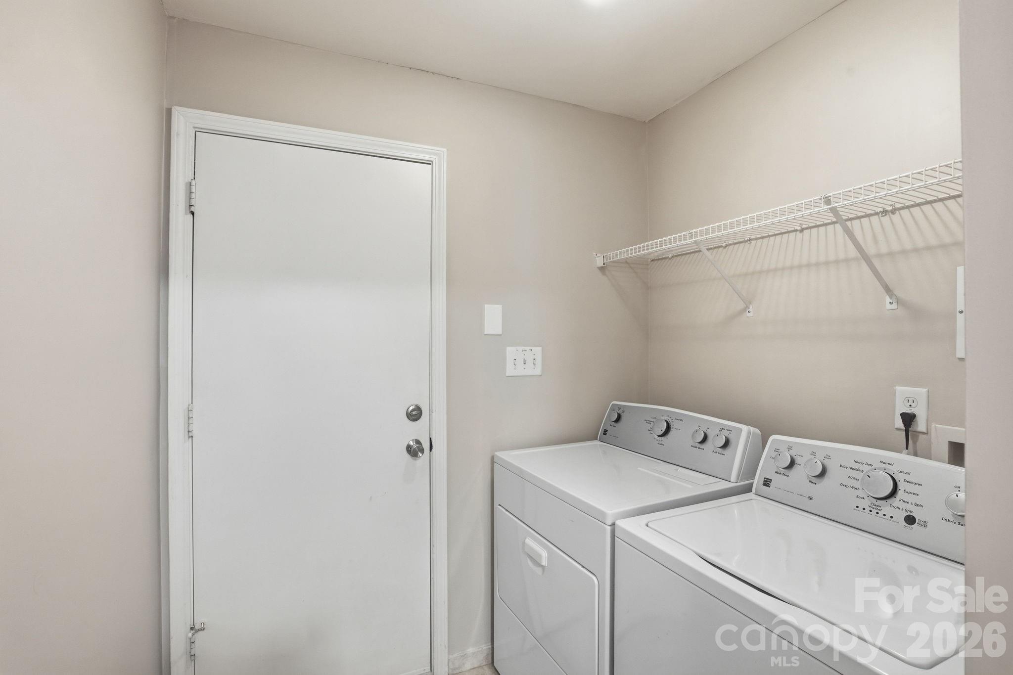 Photo 31 of 6914 Weirton Place, Charlotte, NC
