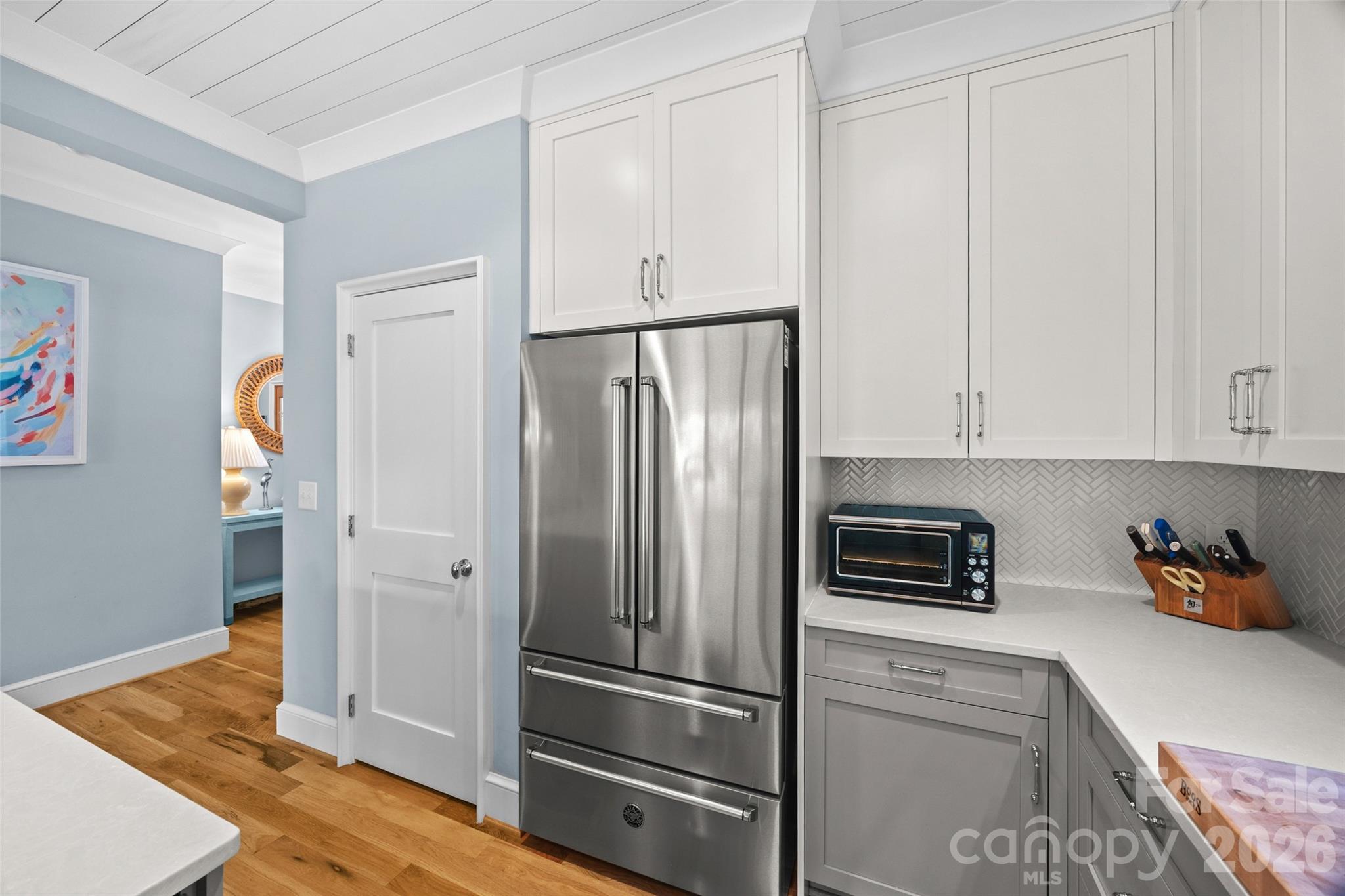 Photo 8 of 1408 Cortland Road W, Charlotte, NC