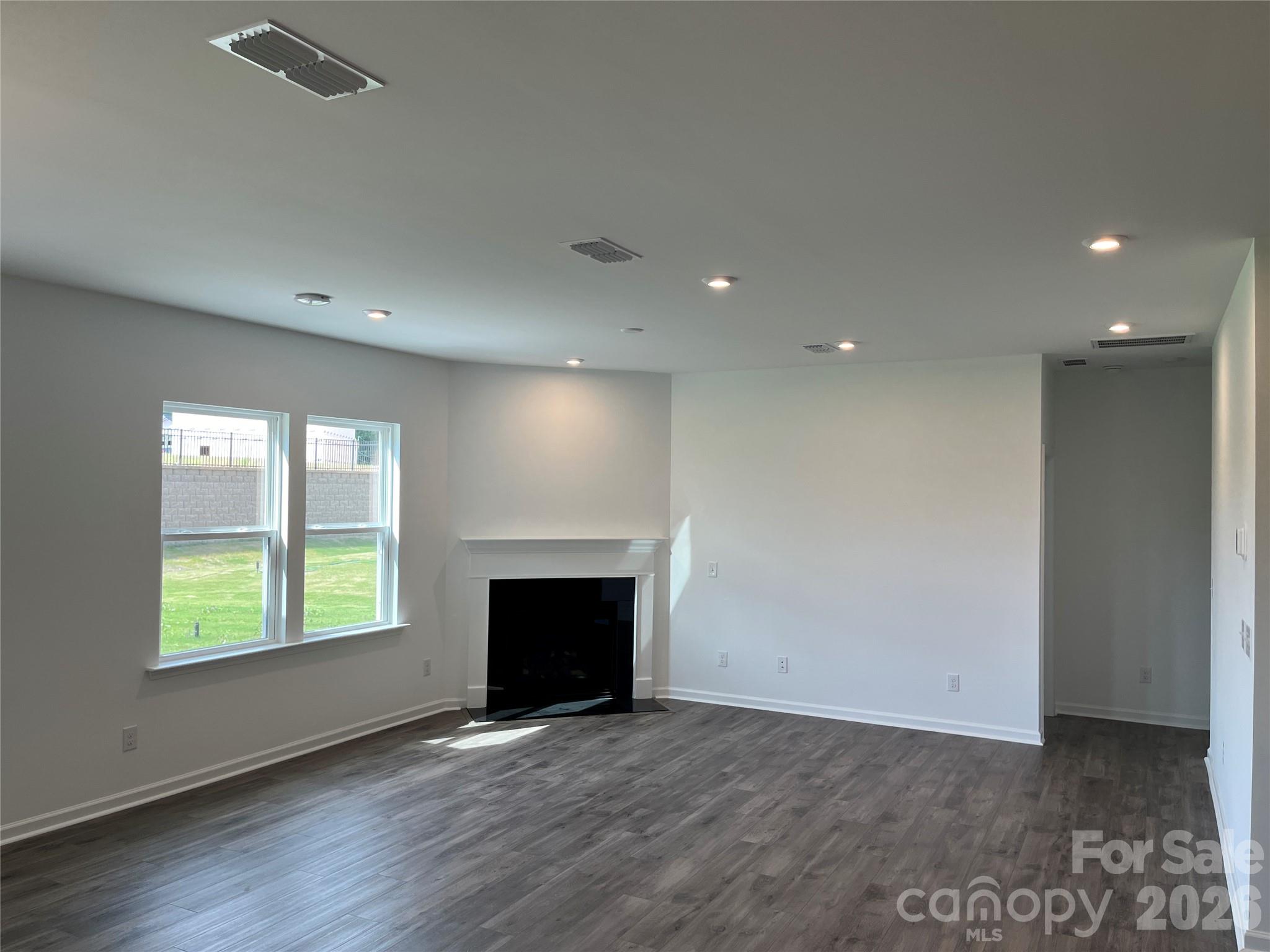 Photo 7 of 12113 Bradshaw Court, Charlotte, NC