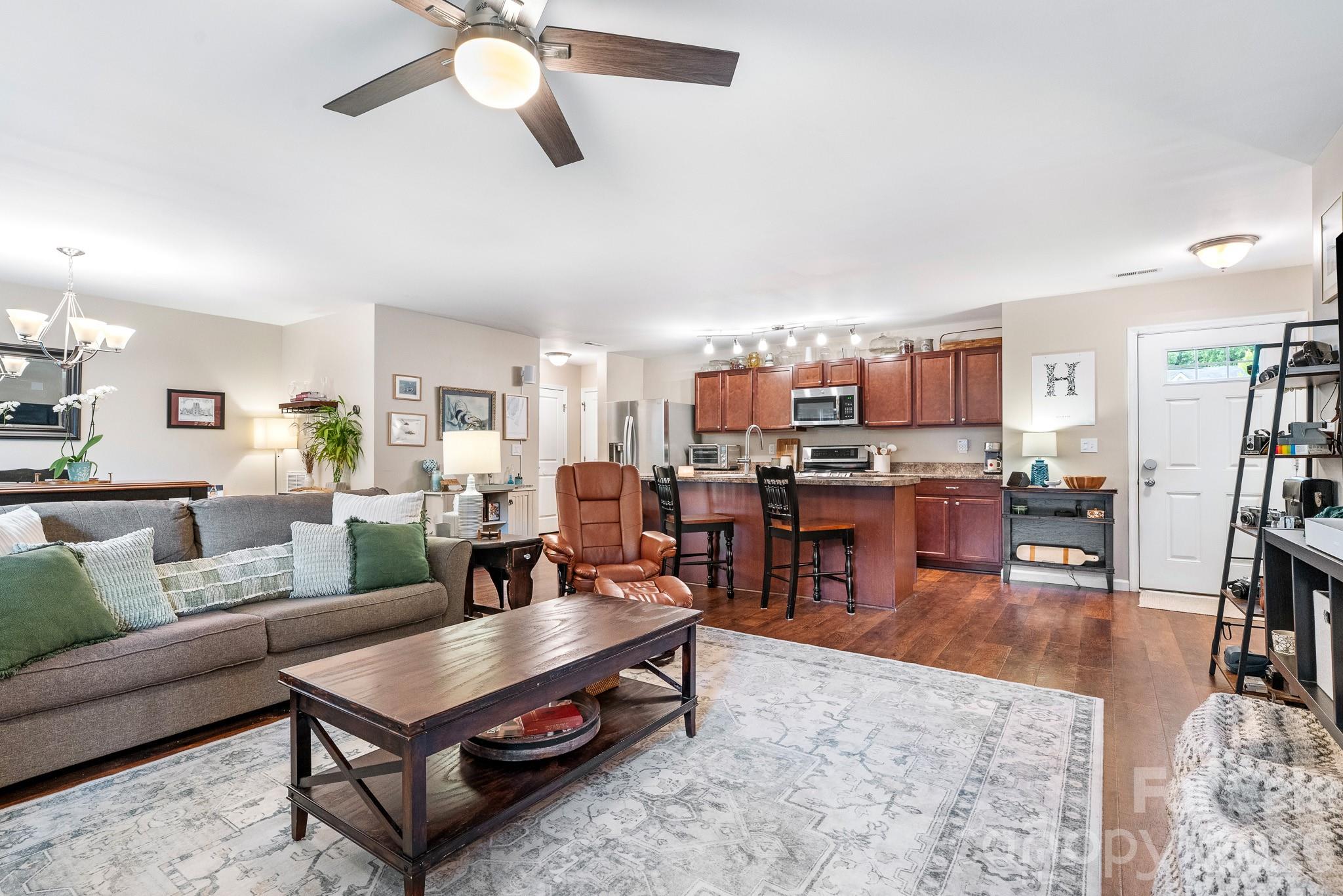 Photo 8 of 1631 Hooper Court, Charlotte, NC