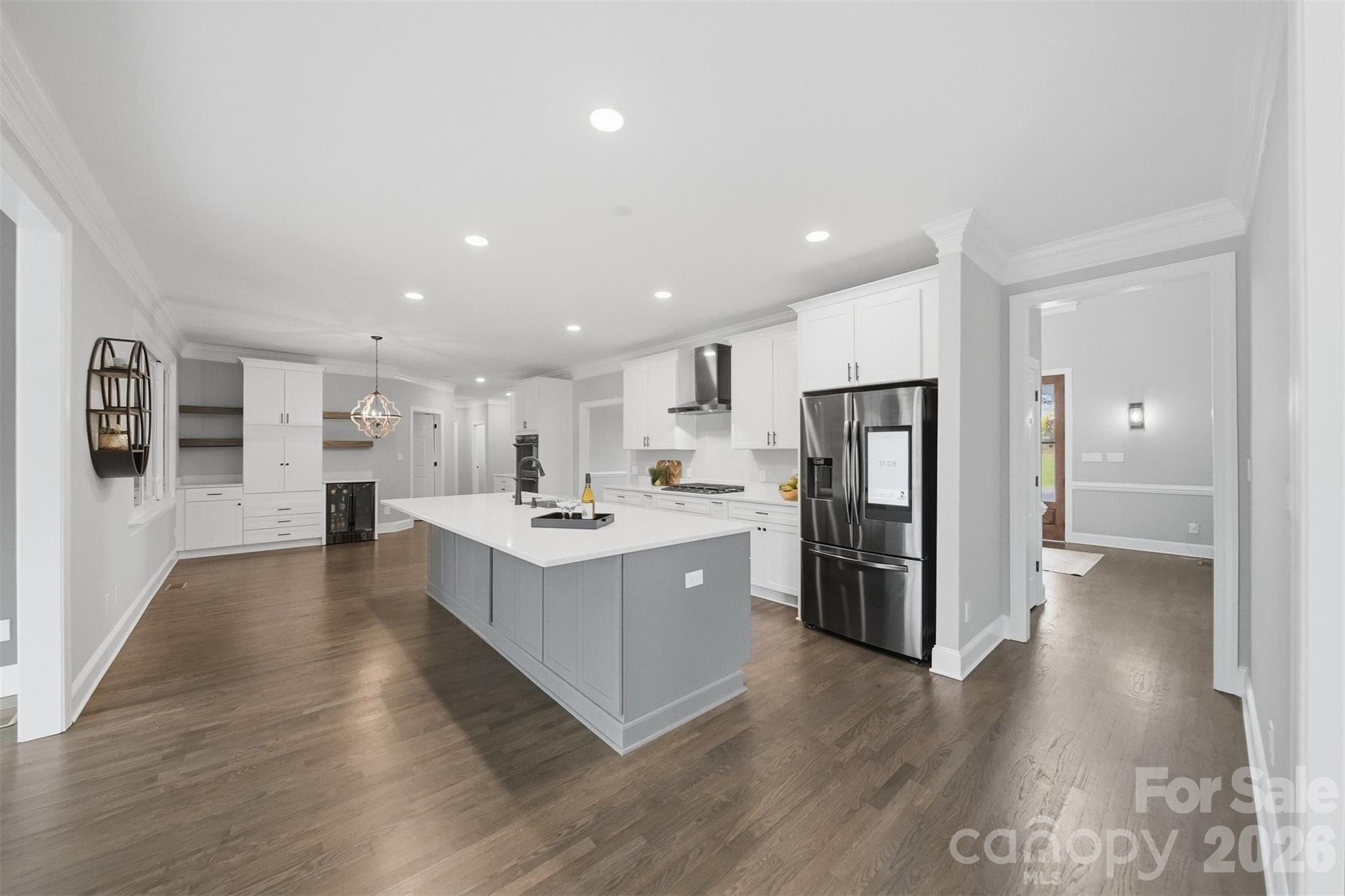 Photo 3 of 3916 2nd Street Drive NW, Hickory, NC