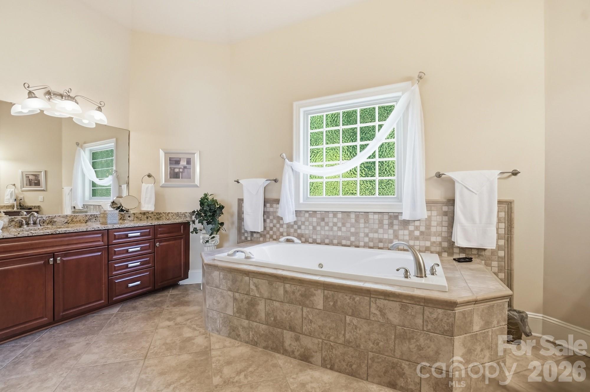 11855 Churchfield Lane, Charlotte, NC - photo 22 of 38
