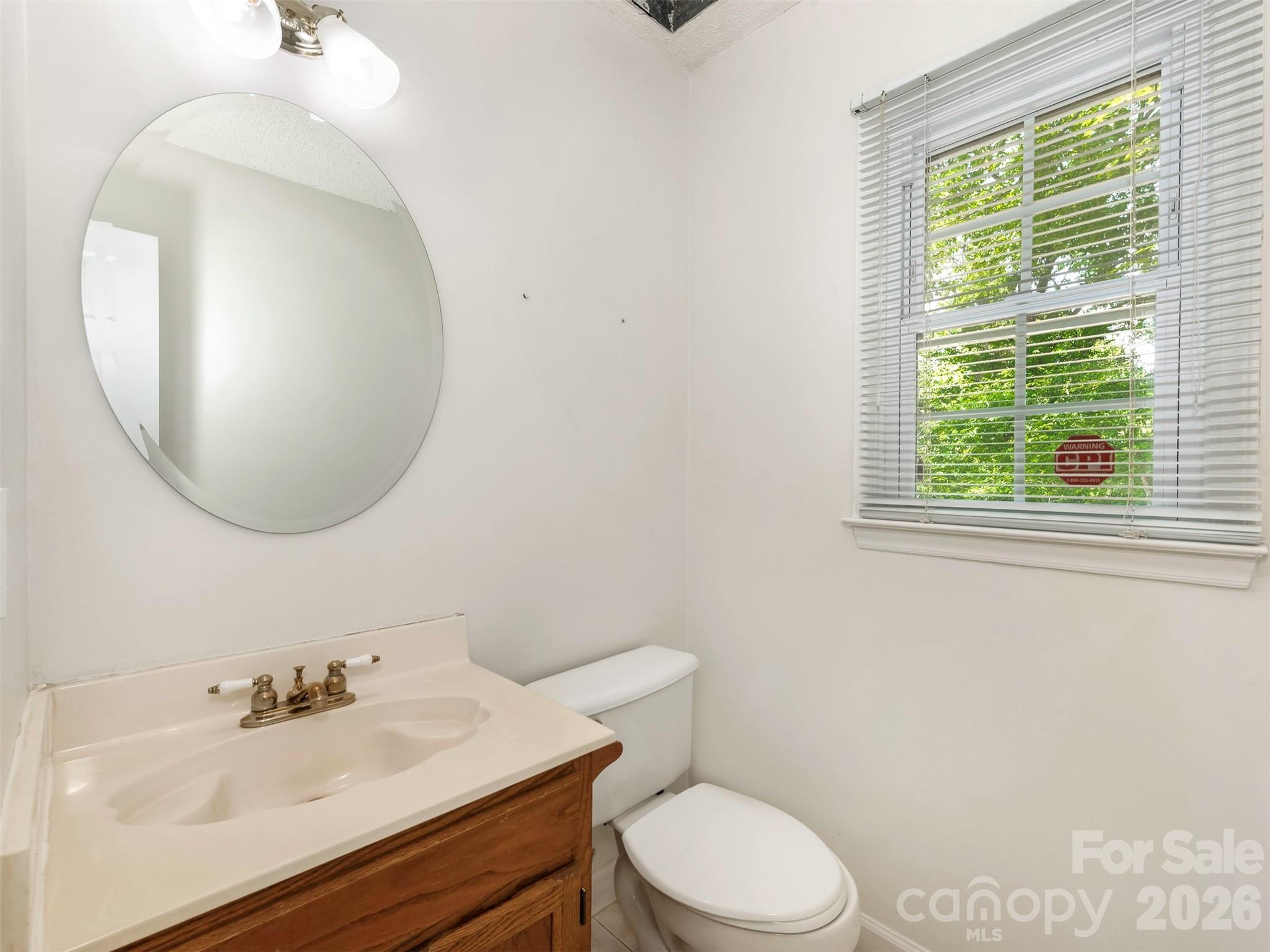 Home for sale at 14437 Raynham Drive, Charlotte, NC — photo 14 of 41