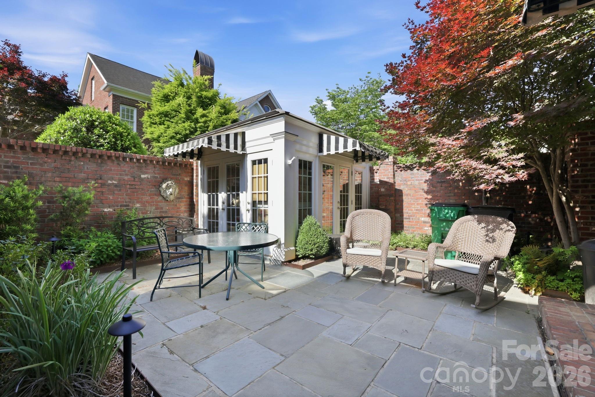 Photo 37 of 2044 Queens Road W, Charlotte, NC