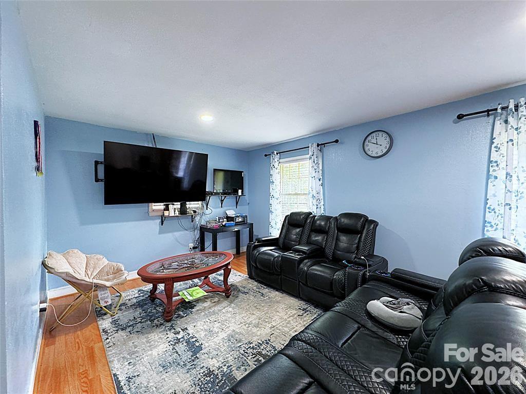 Photo 11 of 2209 Laura Drive, Charlotte, NC