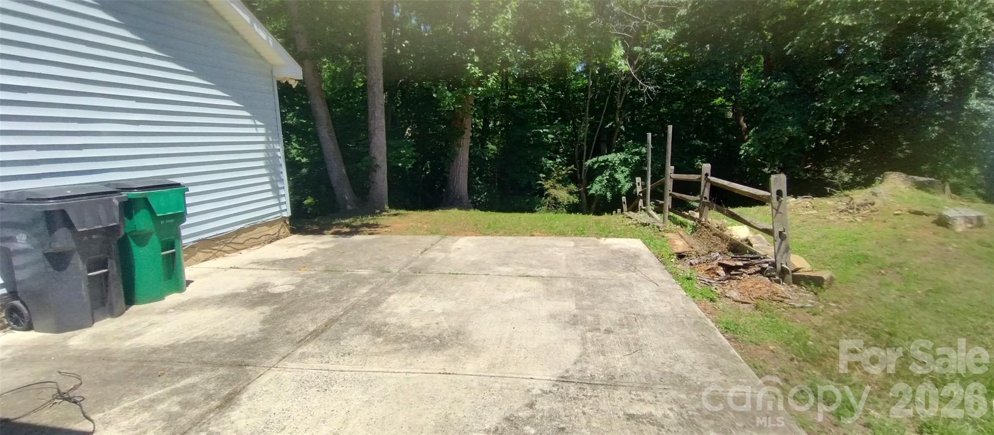 Photo 15 of 5830 Stone Bluff Court, Charlotte, NC