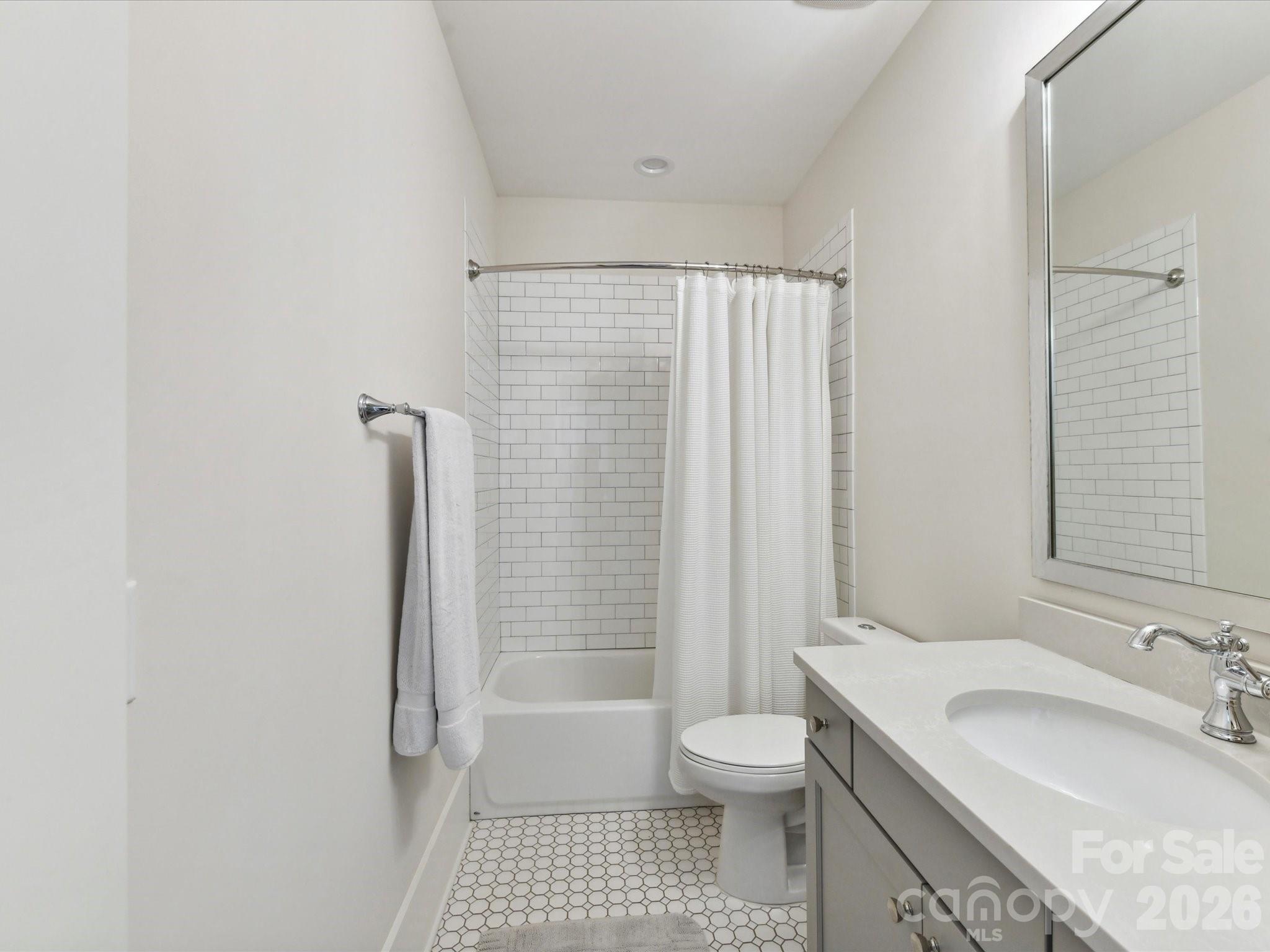 6531 Hazelton Drive, Charlotte, NC - photo 24 of 34