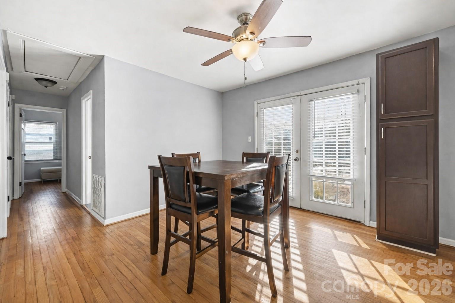 537 Kentbrook Drive, Charlotte, NC - photo 6 of 26