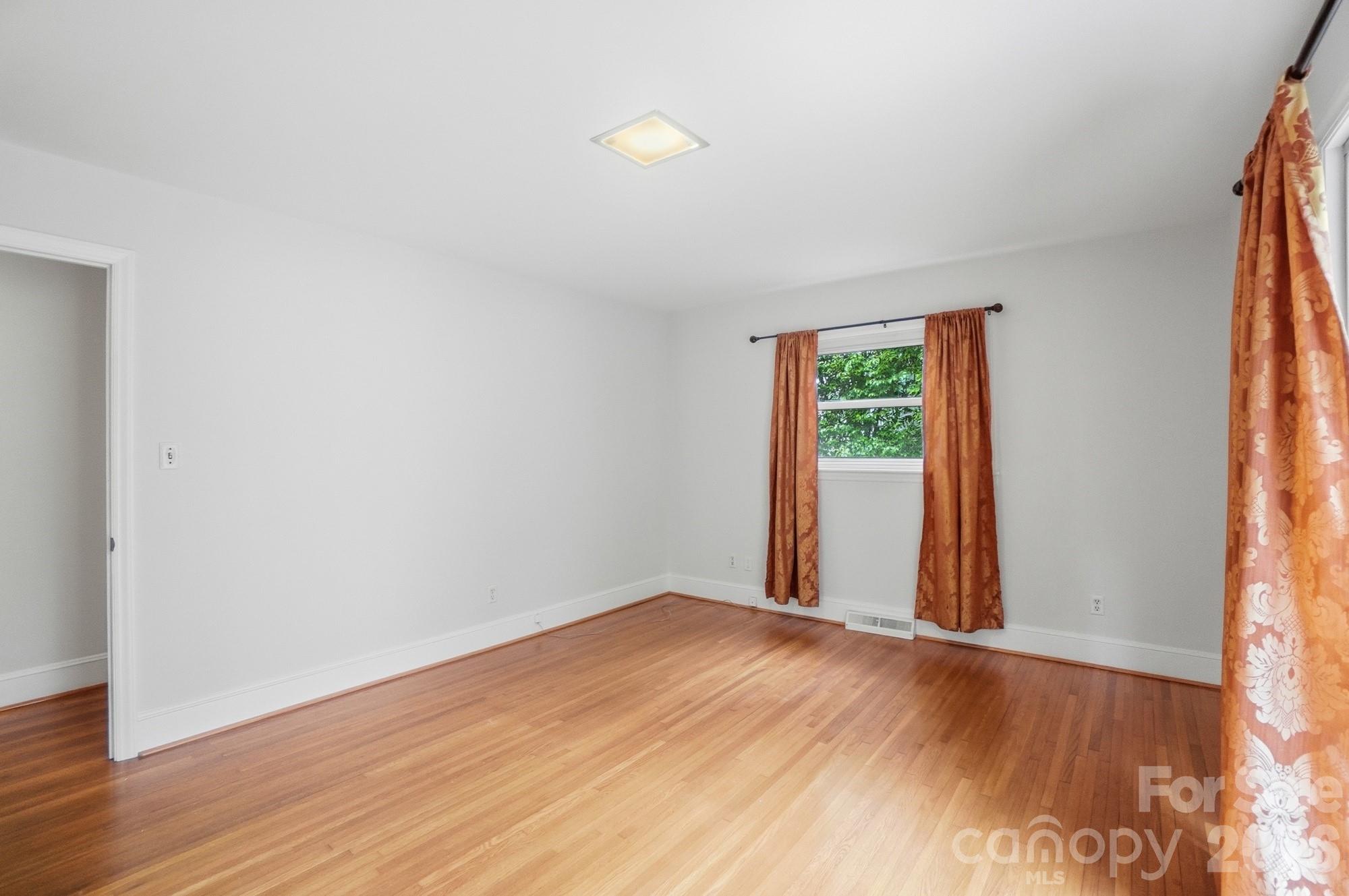 6239 Netherwood Drive, Charlotte, NC - photo 27 of 45
