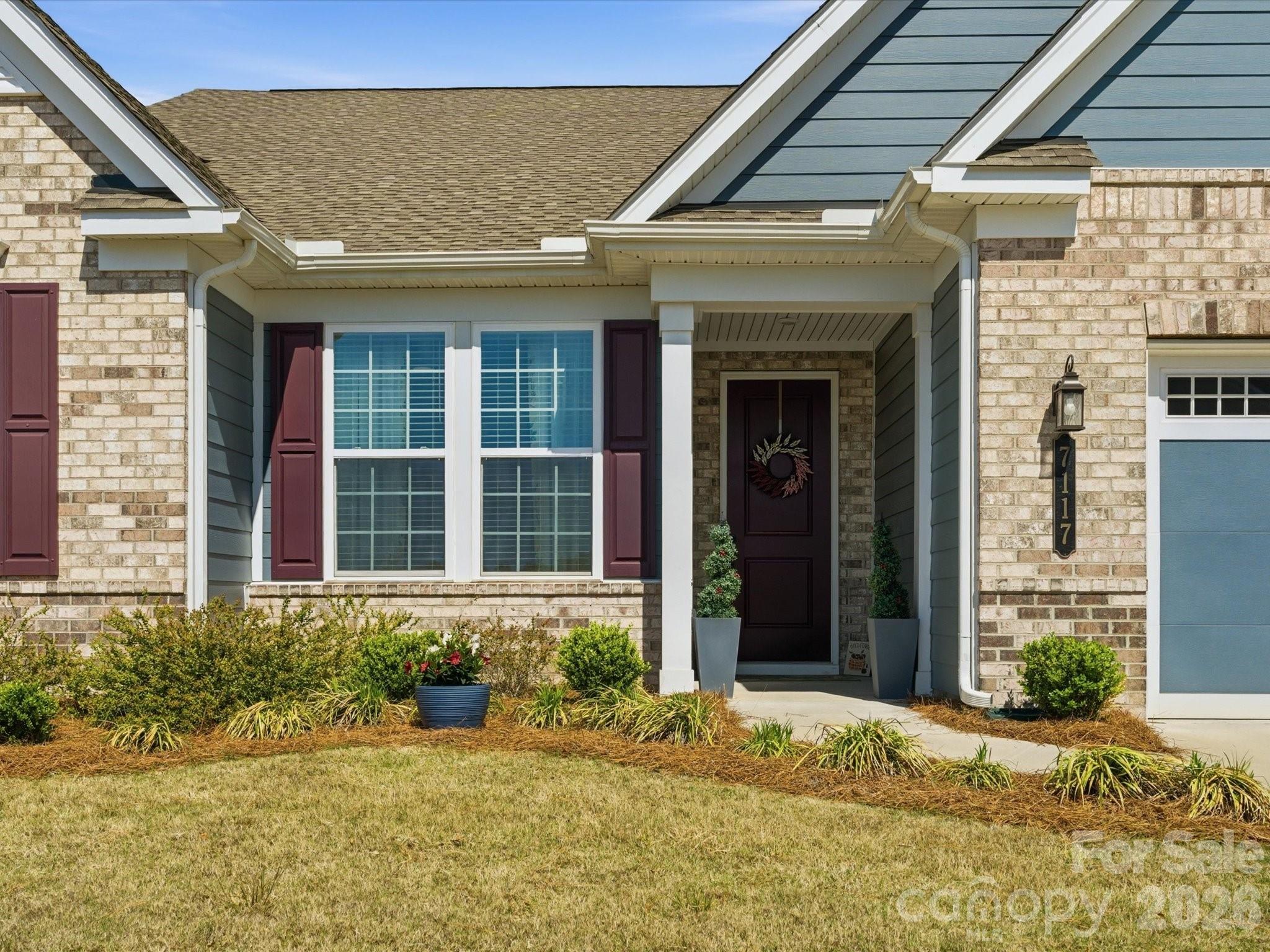 Photo 3 of 7117 Jolly Brook Drive, Charlotte, NC